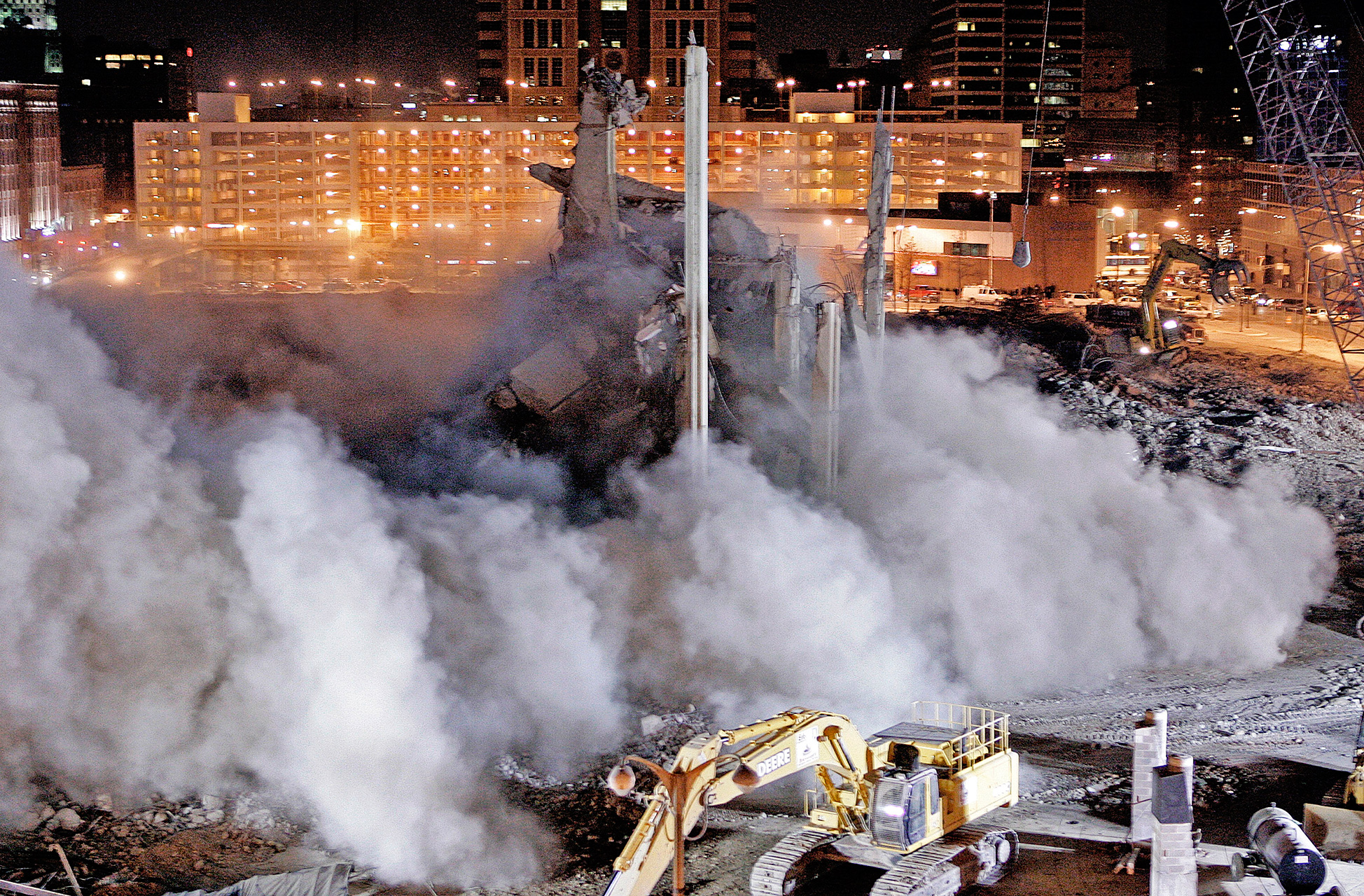 Busch Stadium: 1966-2005 - 13MLB: Stadium Demolition - ESPN