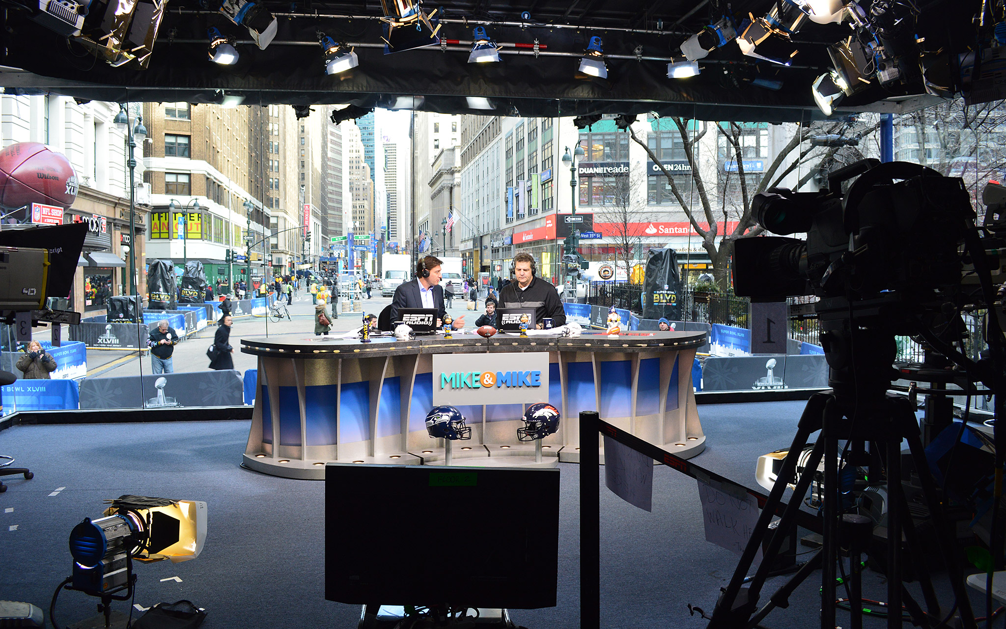 Super Week: Monday and Tuesday - ESPN Radio at Super Week - ESPNRadio