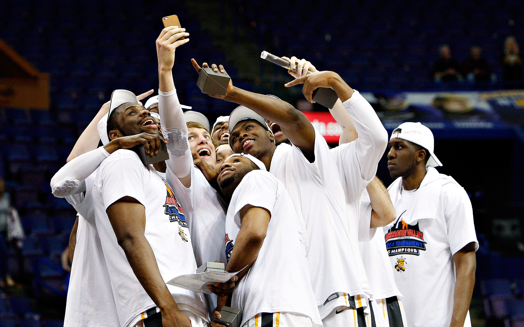Shocker Selfie - Friday Funnies for Mar. 14, 2014 - ESPN