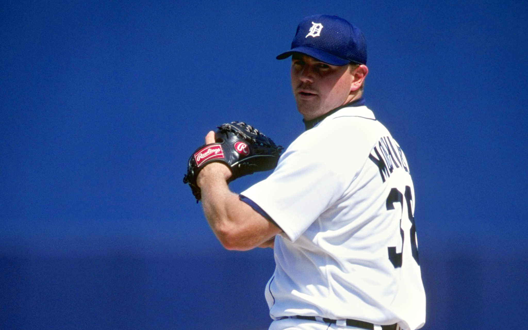 Brian Moehler (1999) - Doctoring The Ball - ESPN