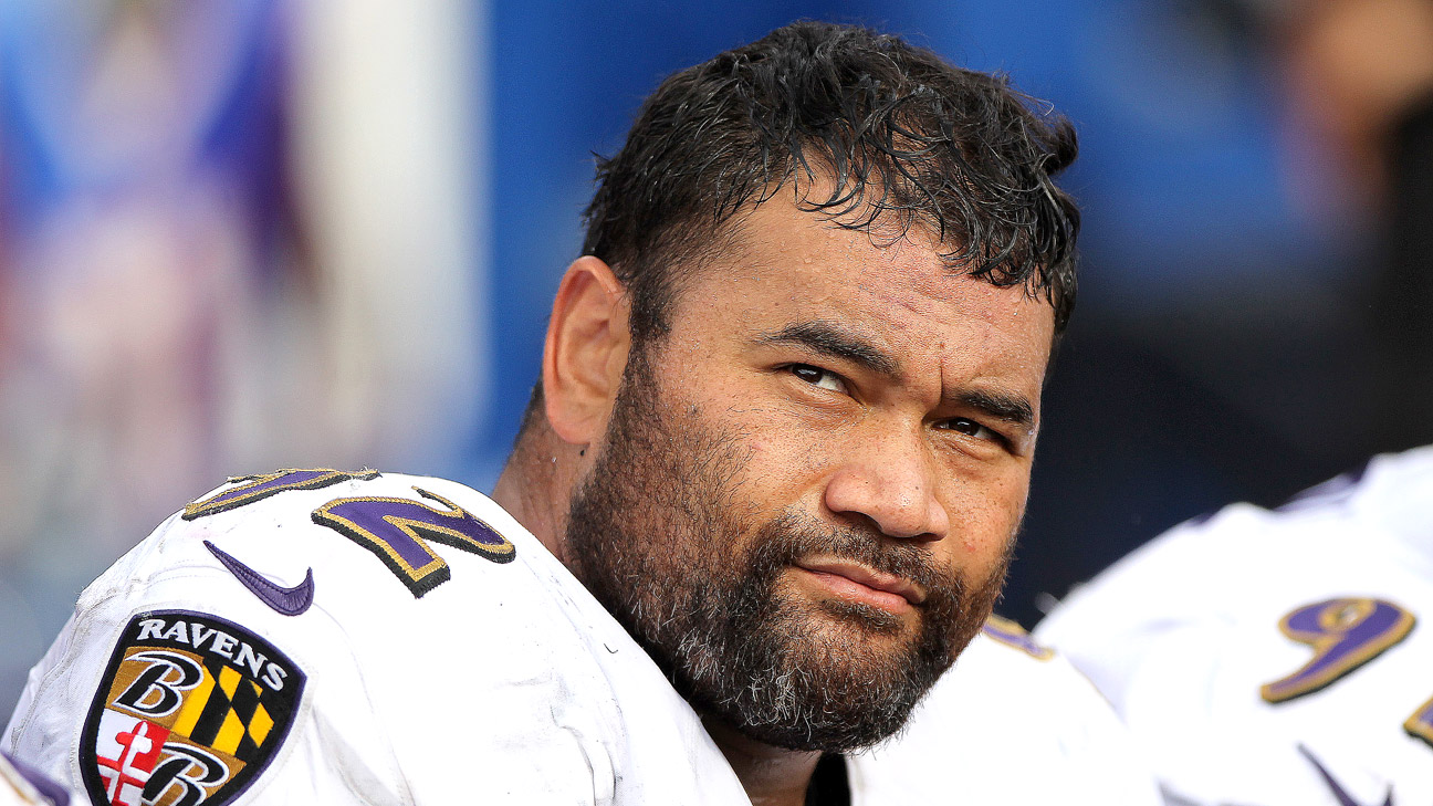 Ngata retires from NFL atop Mount Kilimanjaro - 6abc Philadelphia