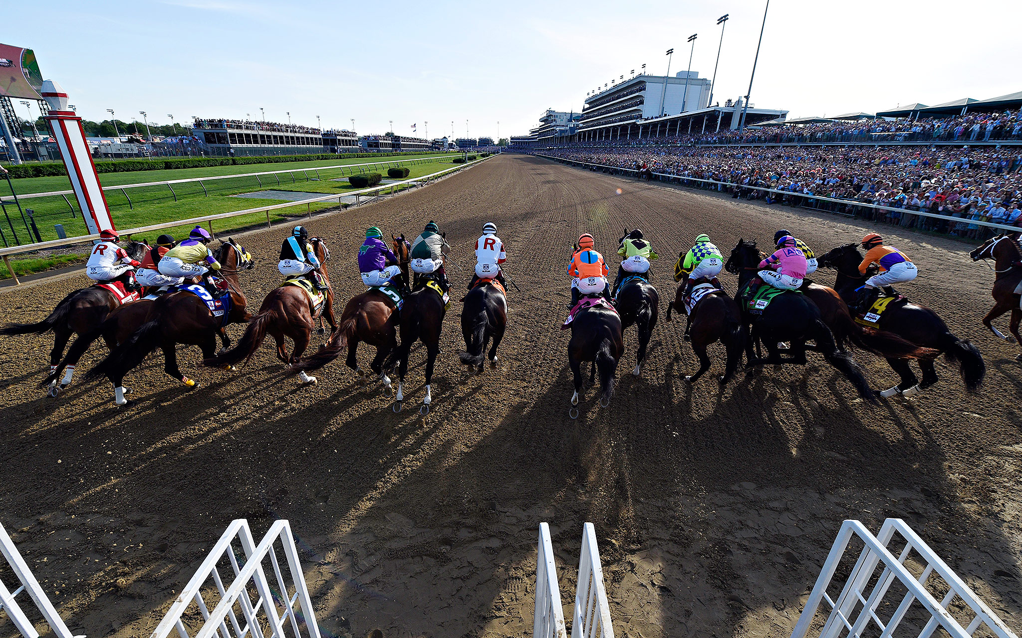 And They're Off - The Week in Pictures: April 28-May 4, 2014 - ESPN