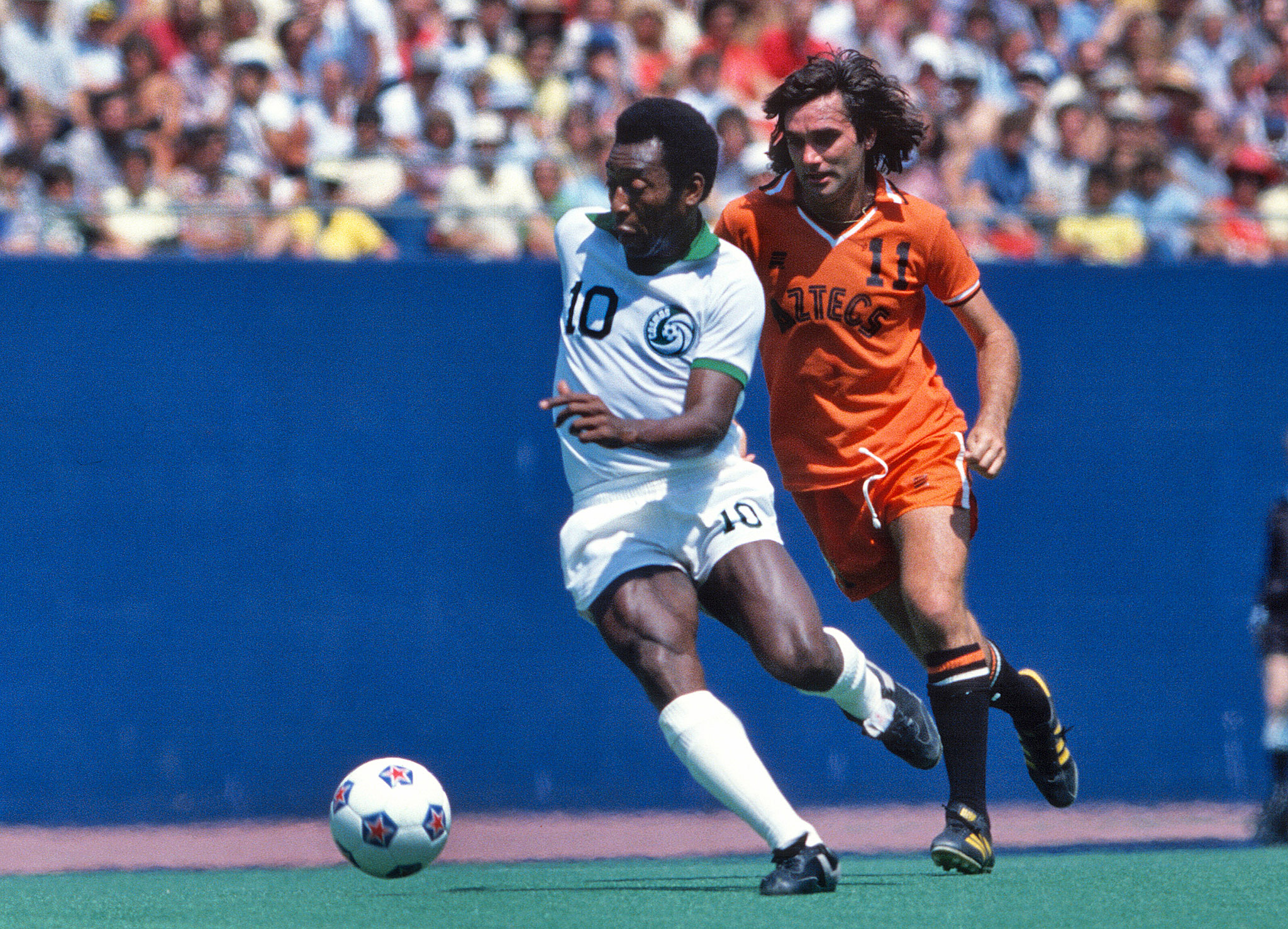 International Invasion - Pele: Follow The Bouncing Ball - ESPN