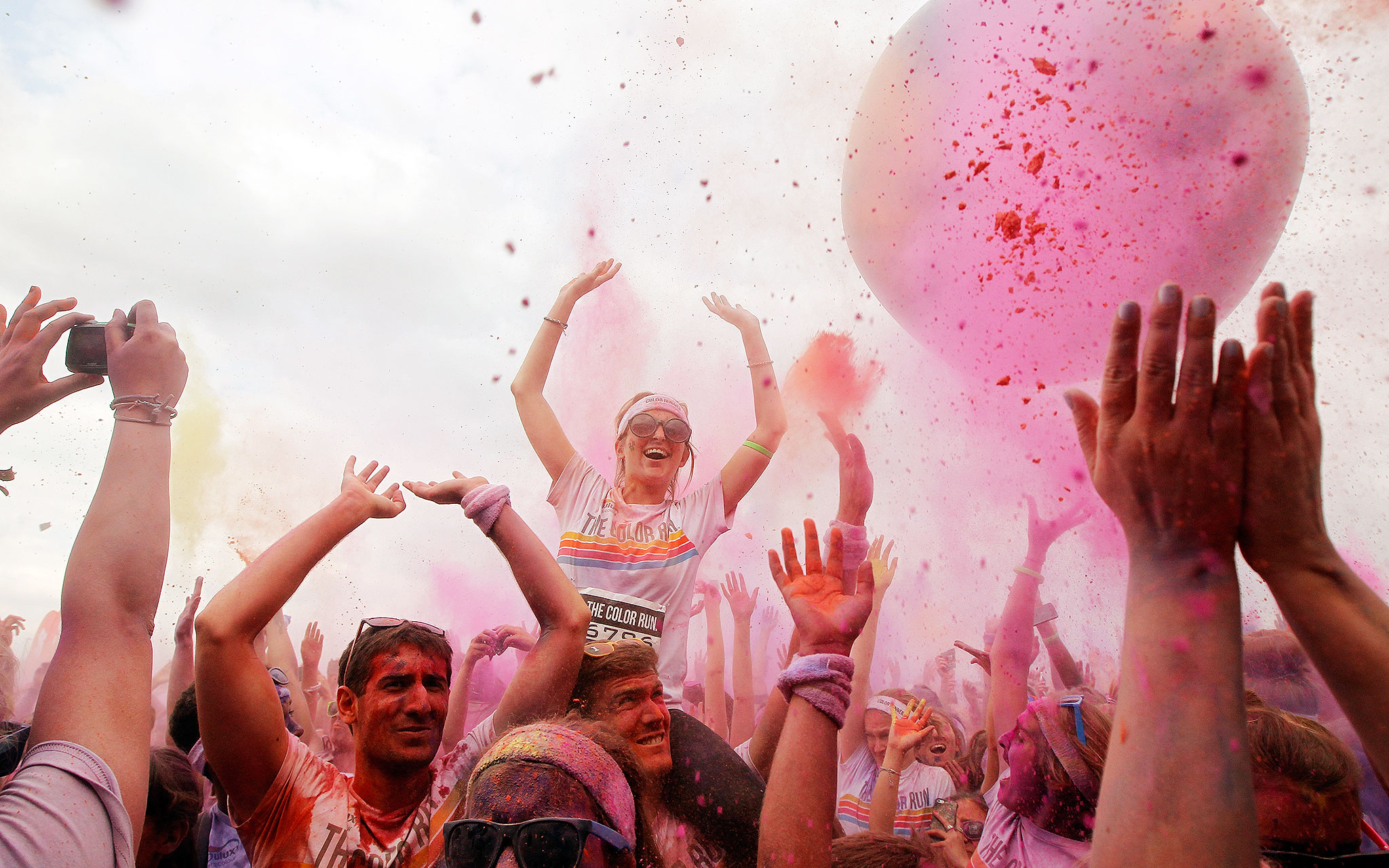 Color Run - Friday Funnies for June 6, 2014 - ESPN