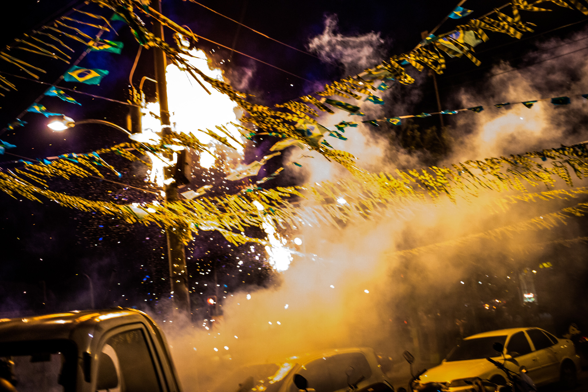 Smoke in the Air - Magnum Photos - Offside Brazil: Ninja (Week 1) - ESPN