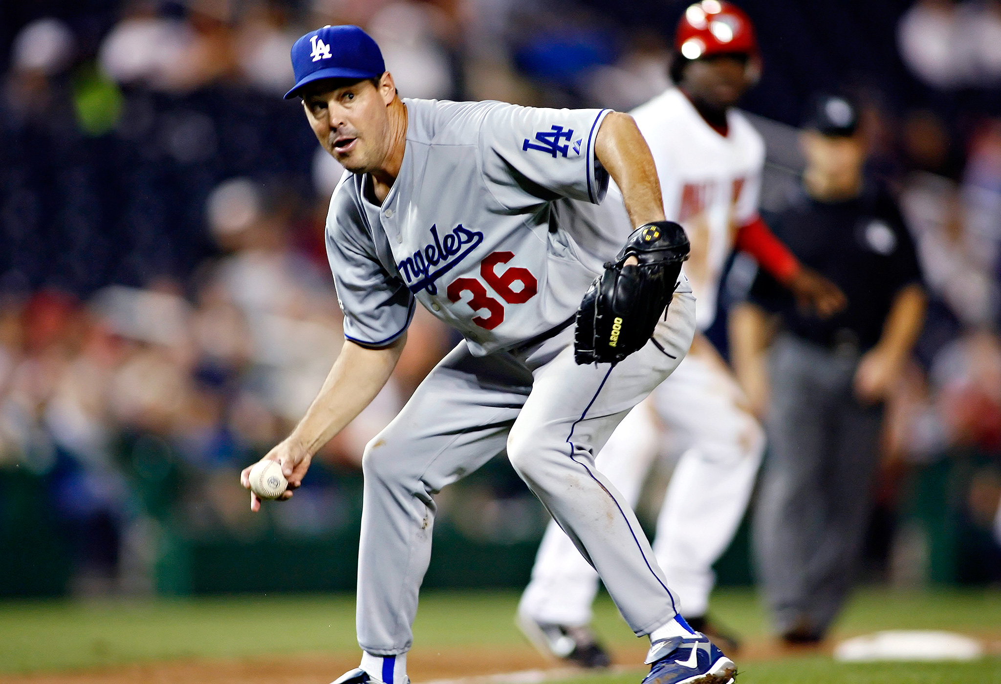 Greg Maddux: The Fielder - Baseball Hall of Fame Class of 2014 - ESPN