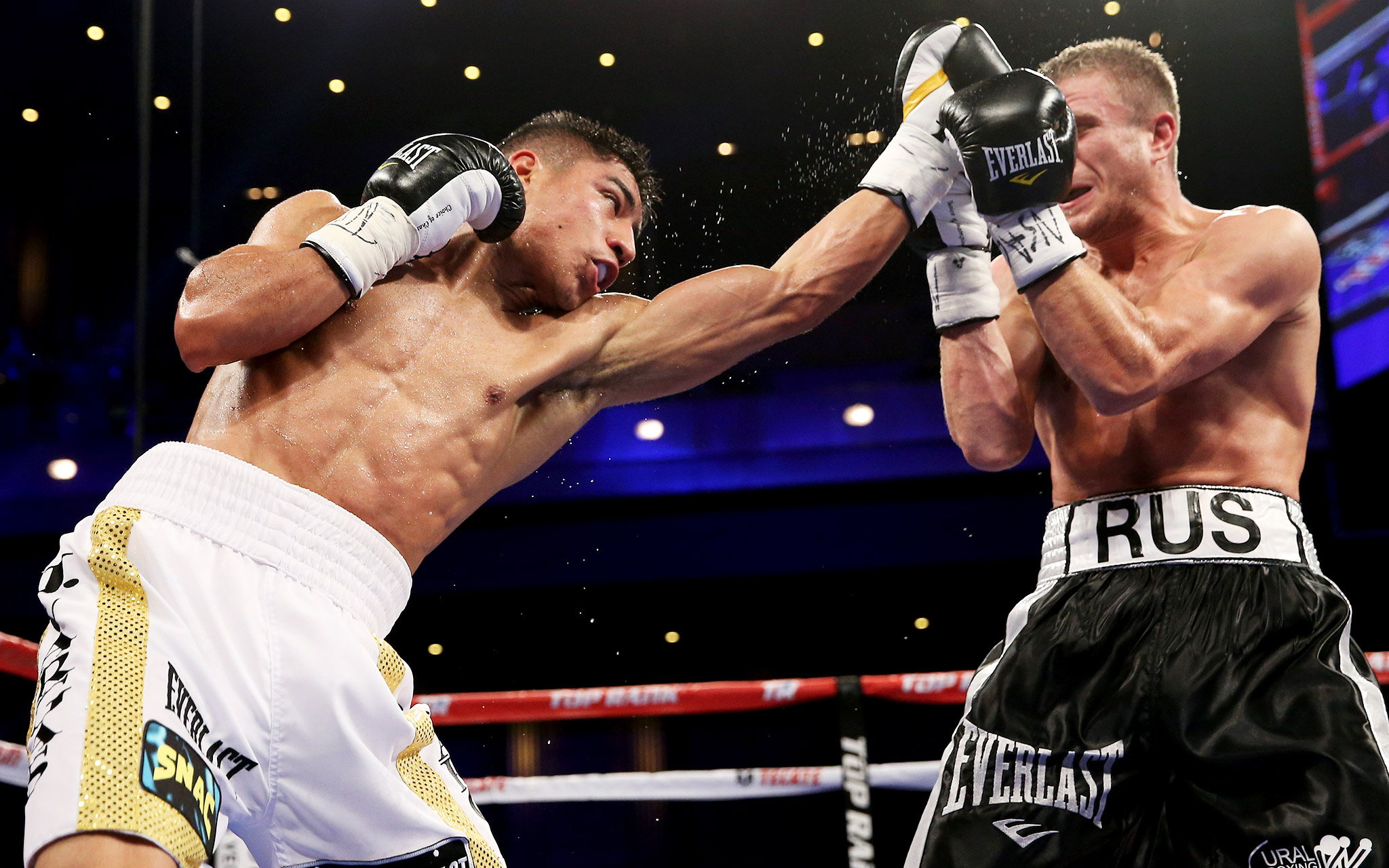 Home Field Advantage - Sergey Kovalev-Blake Caparello and Brandon Rios-Diego Chaves - ESPN