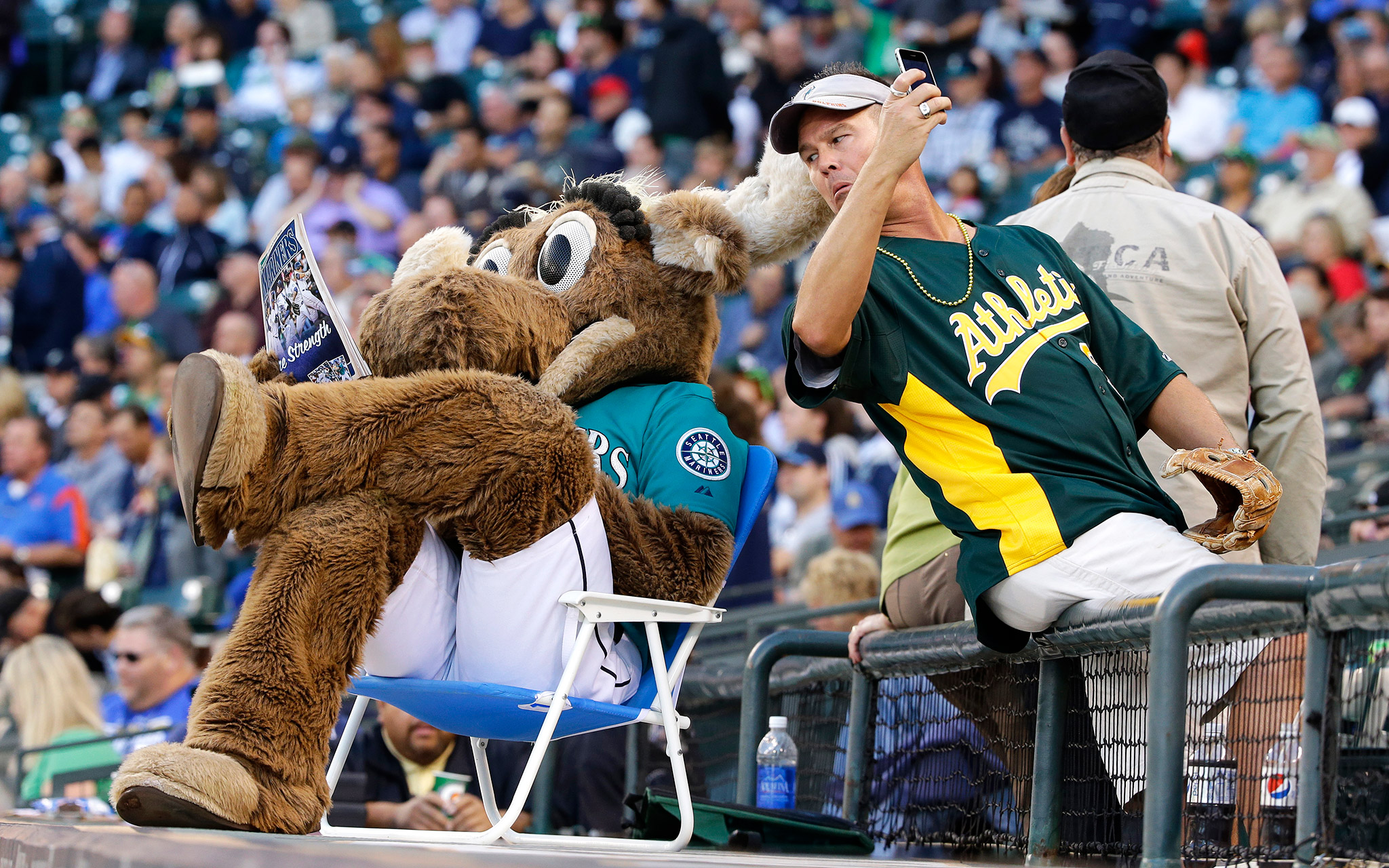 Moose, Athletics Fan - Friday Funnies for September 19 - ESPN