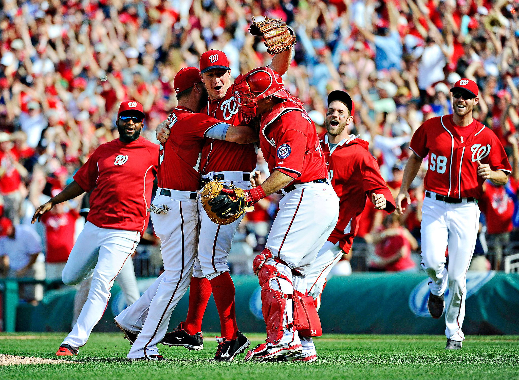 Jordan Zimmermann - The Week in Pictures: Sept. 22-28, 2014 - ESPN