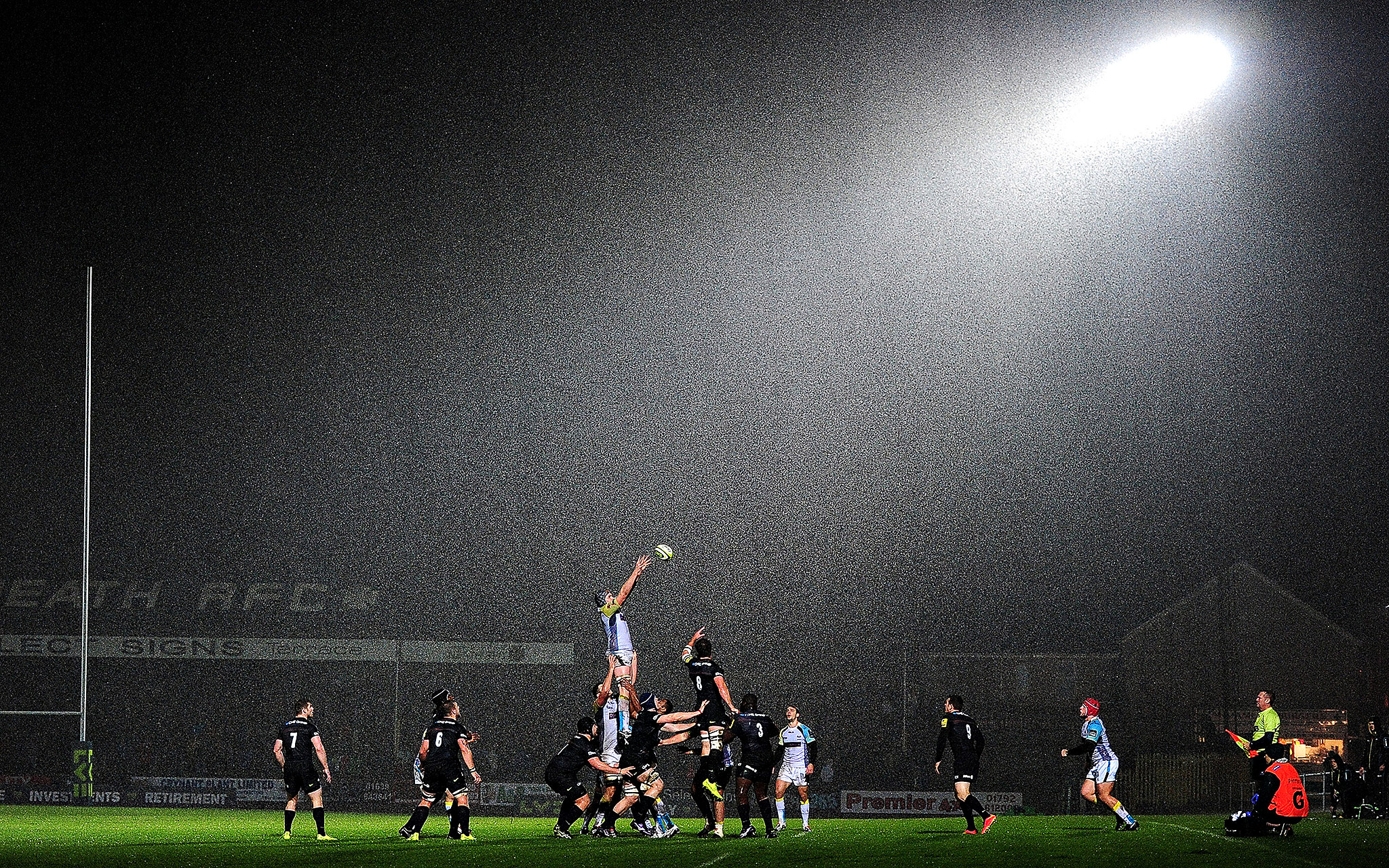 Night Rugby - The Week in Pictures: November 3-November 9, 2014 - ESPN