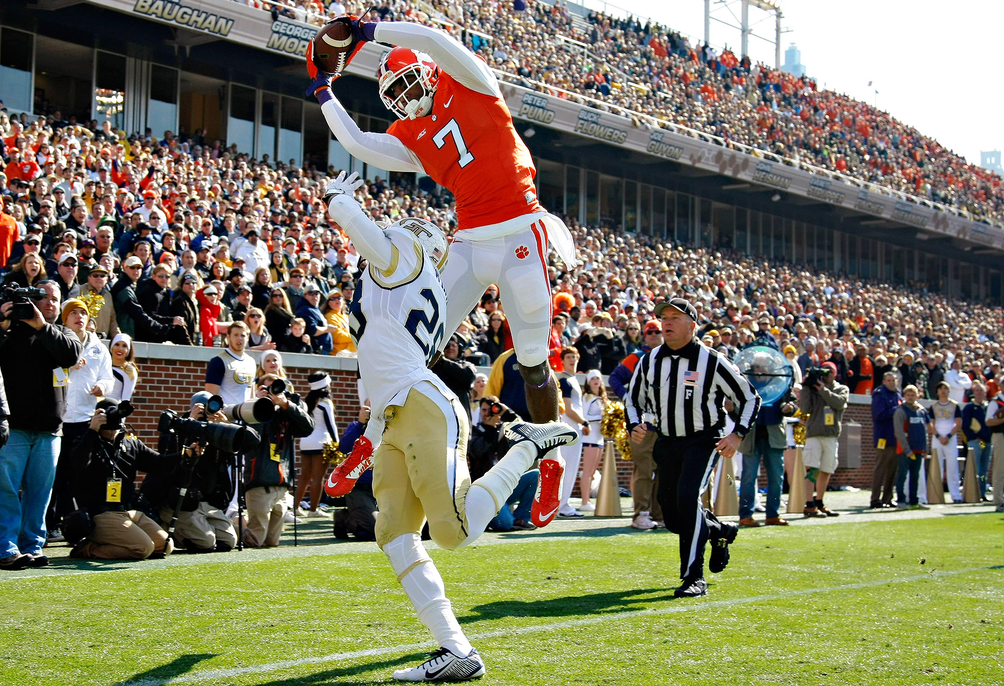 Mike Williams - The Week in Pictures: November 10-November 16, 2014 - ESPN