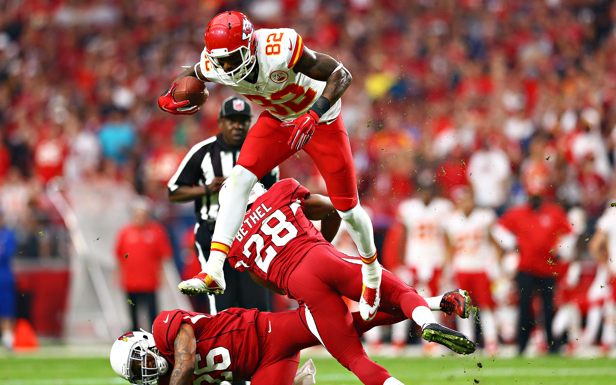Dwayne Bowe - The Week in Pictures: December 1-December 7, 2014 - ESPN