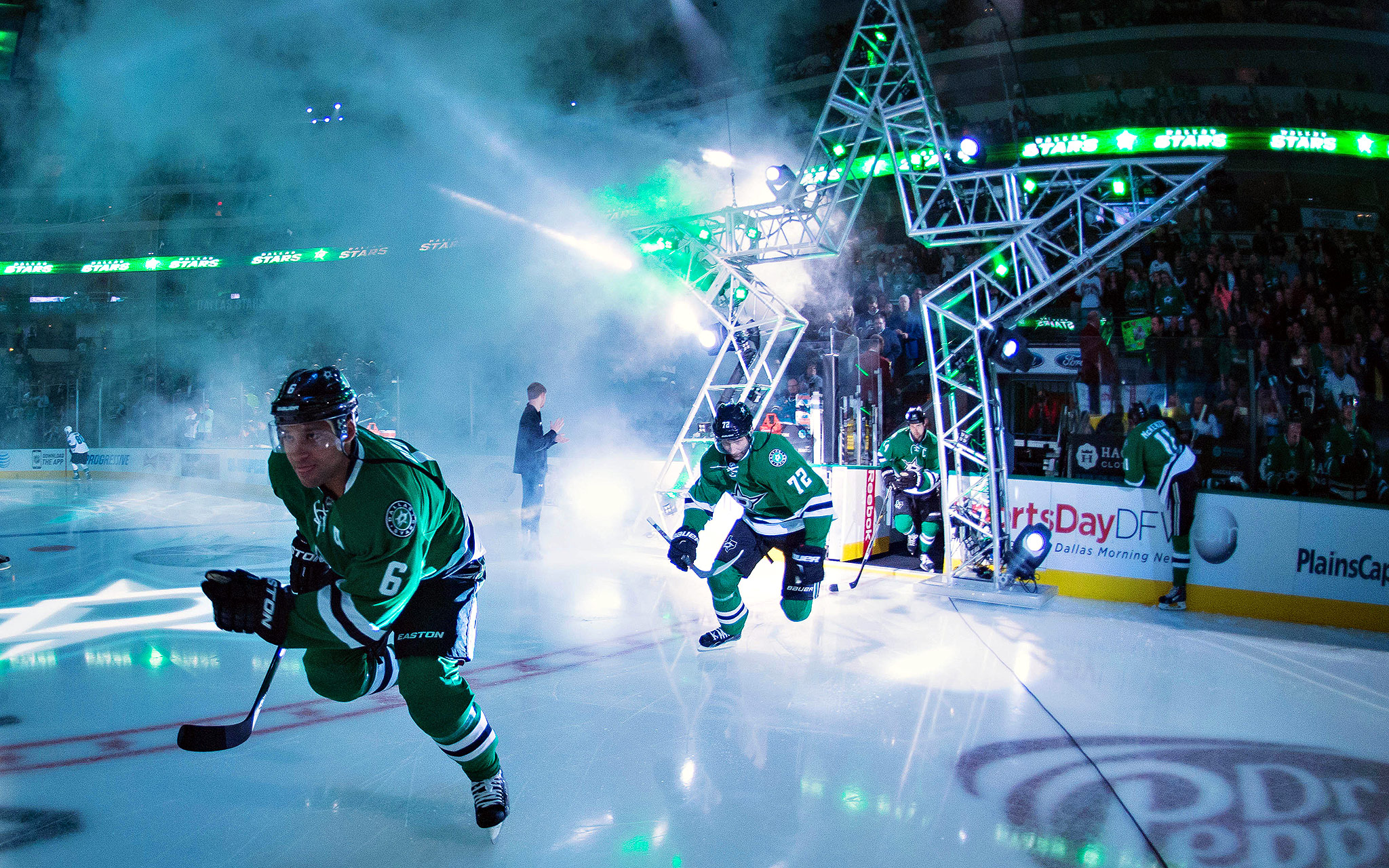 Trevor Daley - The Week in Pictures: February 16 - February 22, 2015 - ESPN