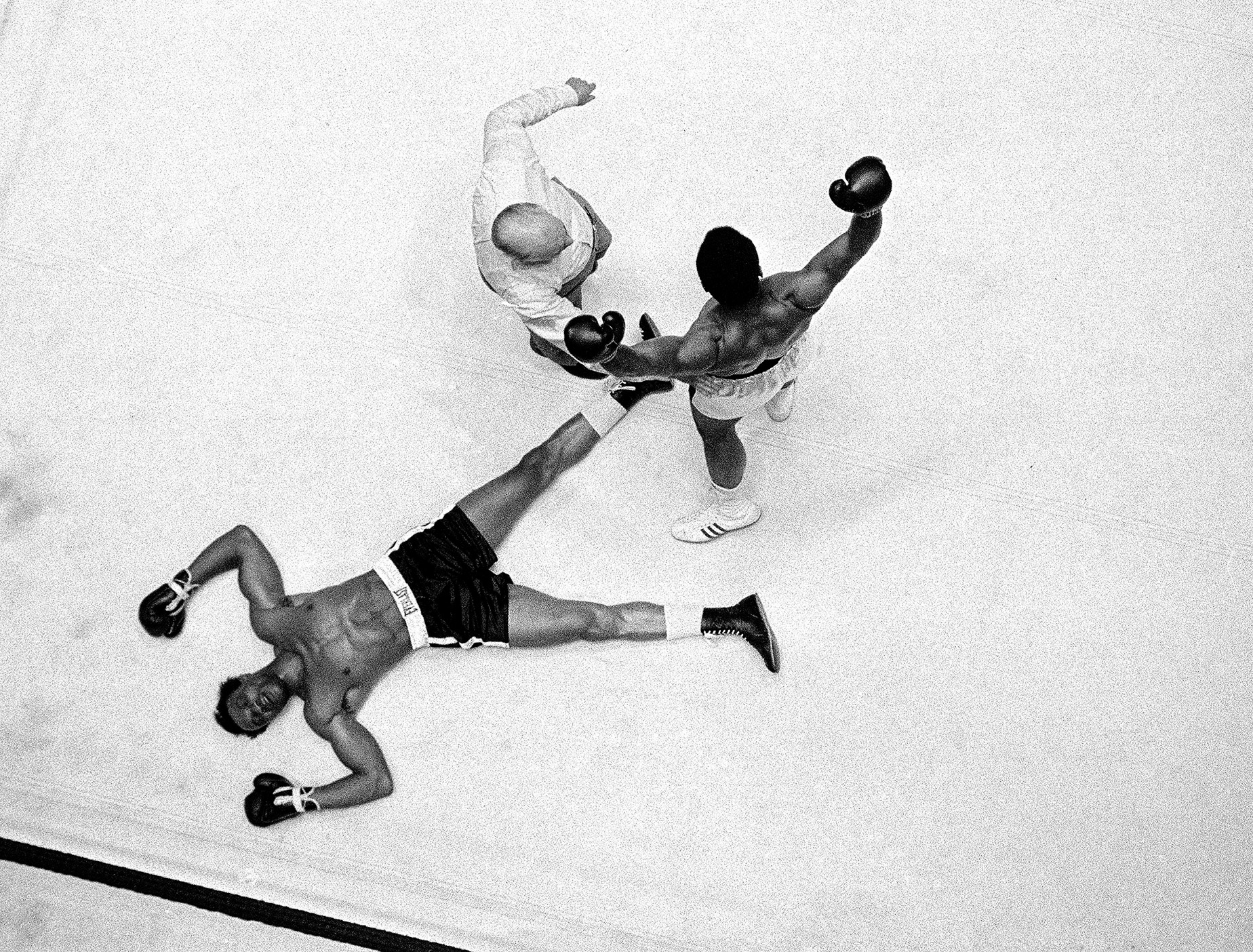 Muhammad Ali-Cleveland Williams - Muhammad Ali Retrospective: Ali the ...