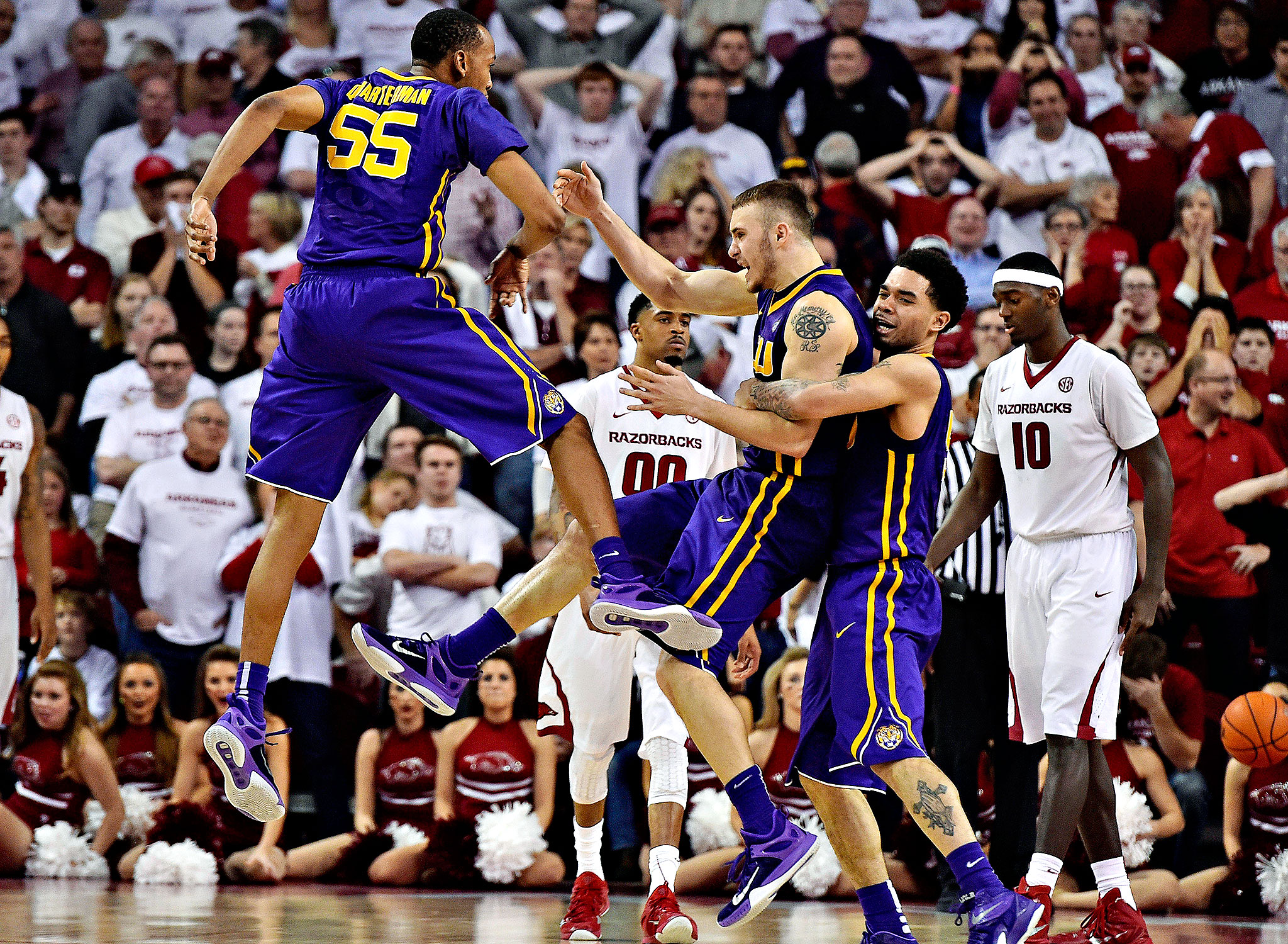 LSU Tigers enjoy their conference win - The Week in Pictures: March 2 ...