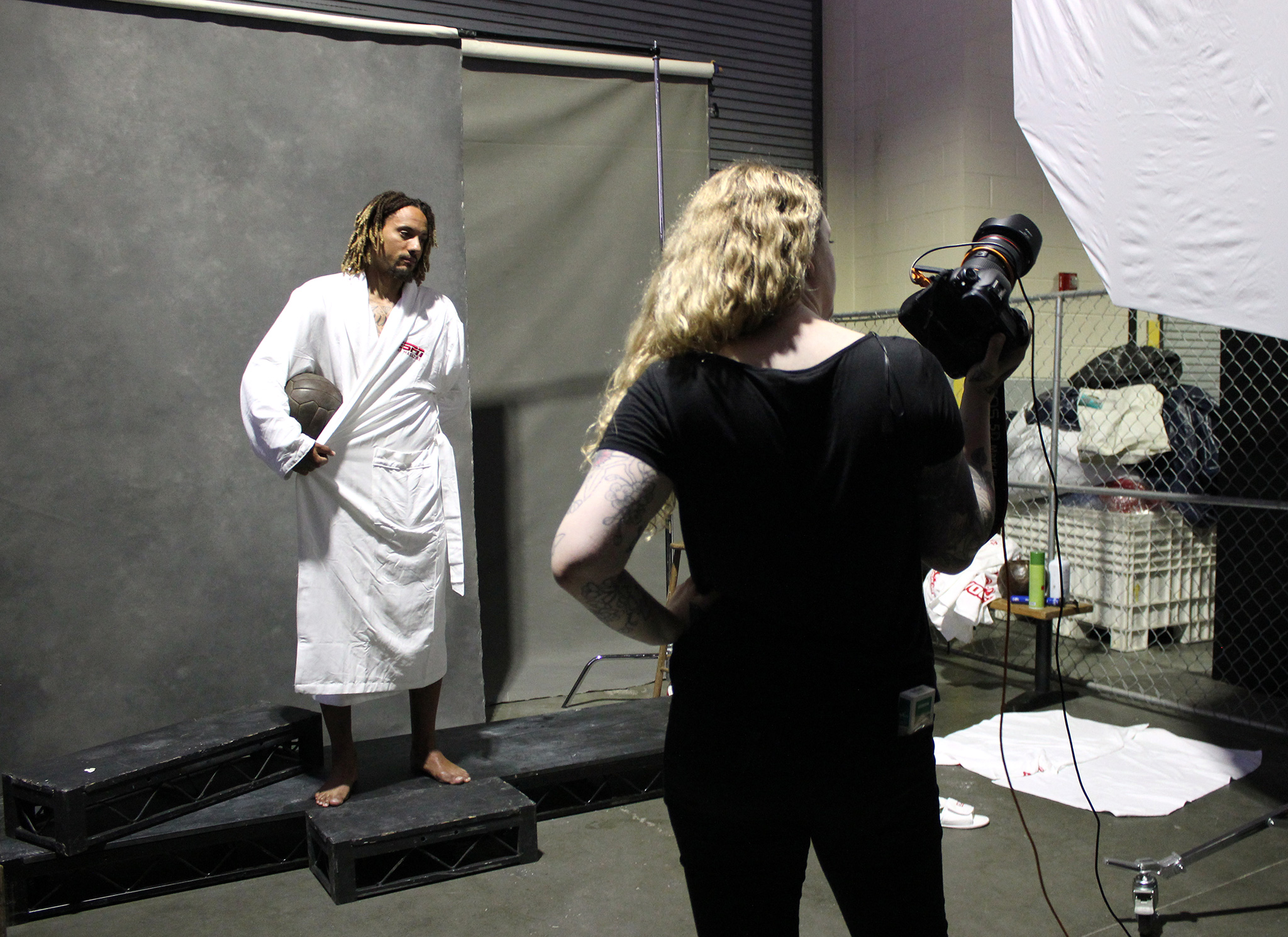 In the light - BODY ISSUE 2015: BEHIND THE SCENES - ESPN