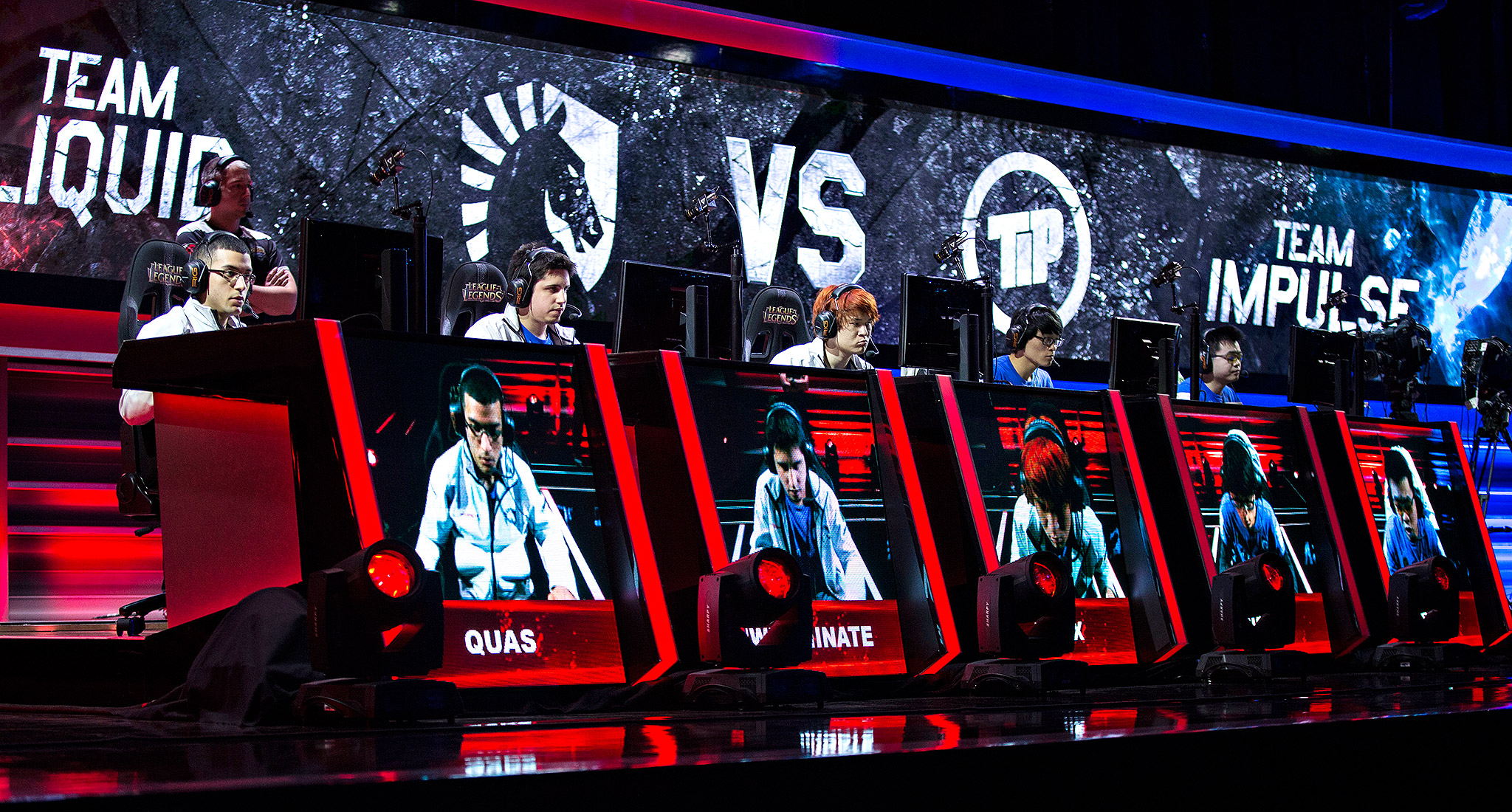 On Stage - League of Legends - ESPN