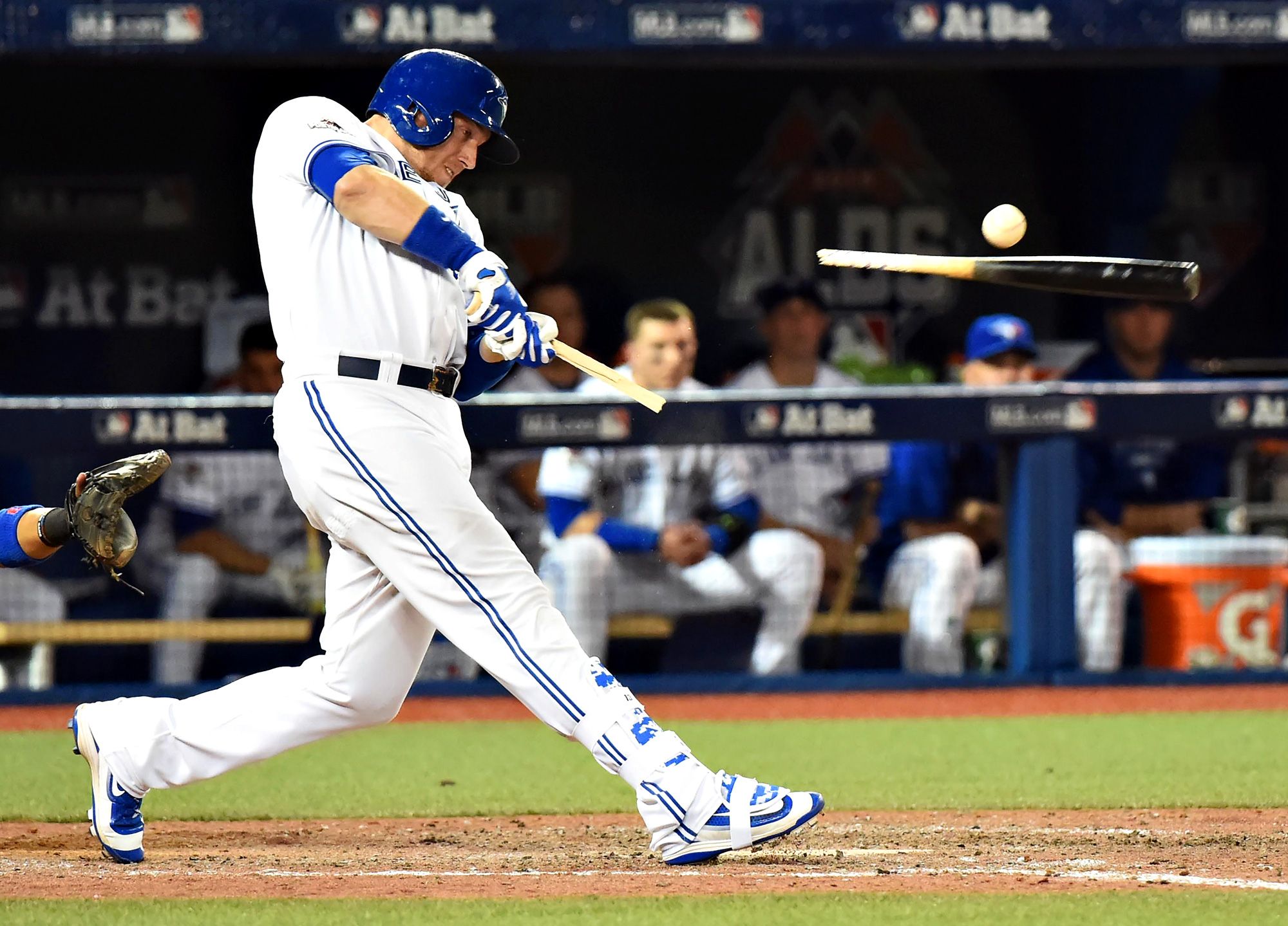 Smoak's Broken Bat - Photos: Rangers vs. Blue Jays in the ALDS - ESPN