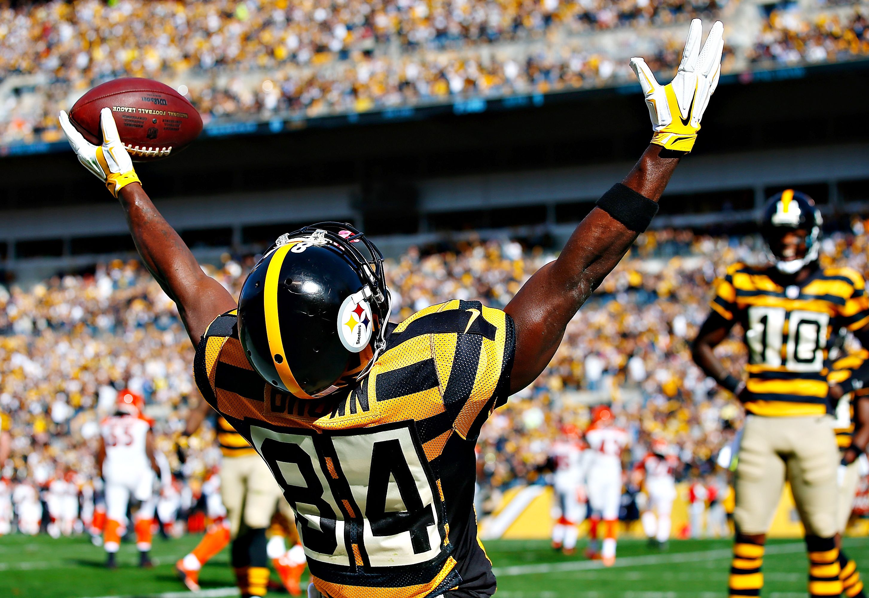 Antonio Brown - Photos: Bengals vs. Steelers - ESPN