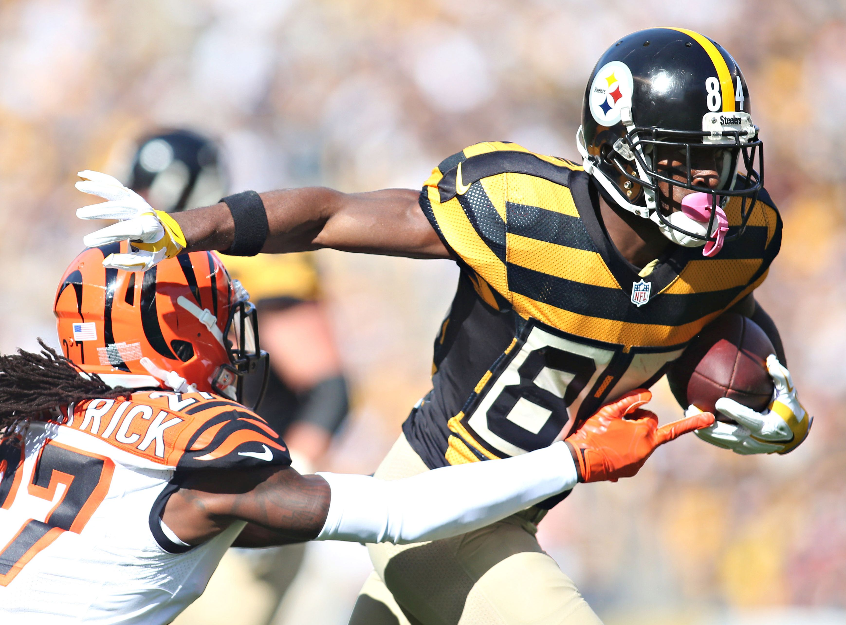 Antonio Brown - Photos: Bengals vs. Steelers - ESPN