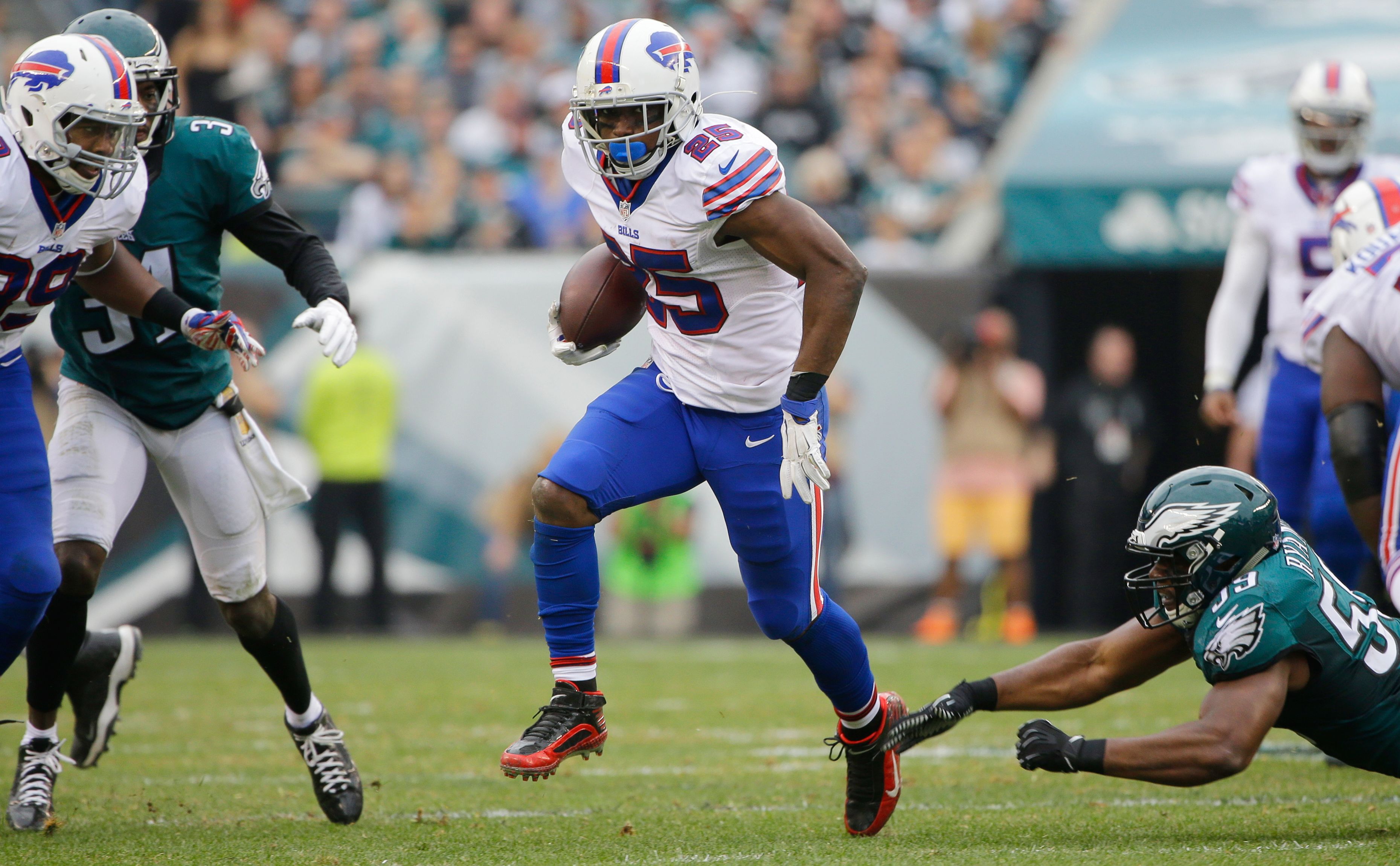 LeSean McCoy - Photos: Bills vs. Eagles - ESPN