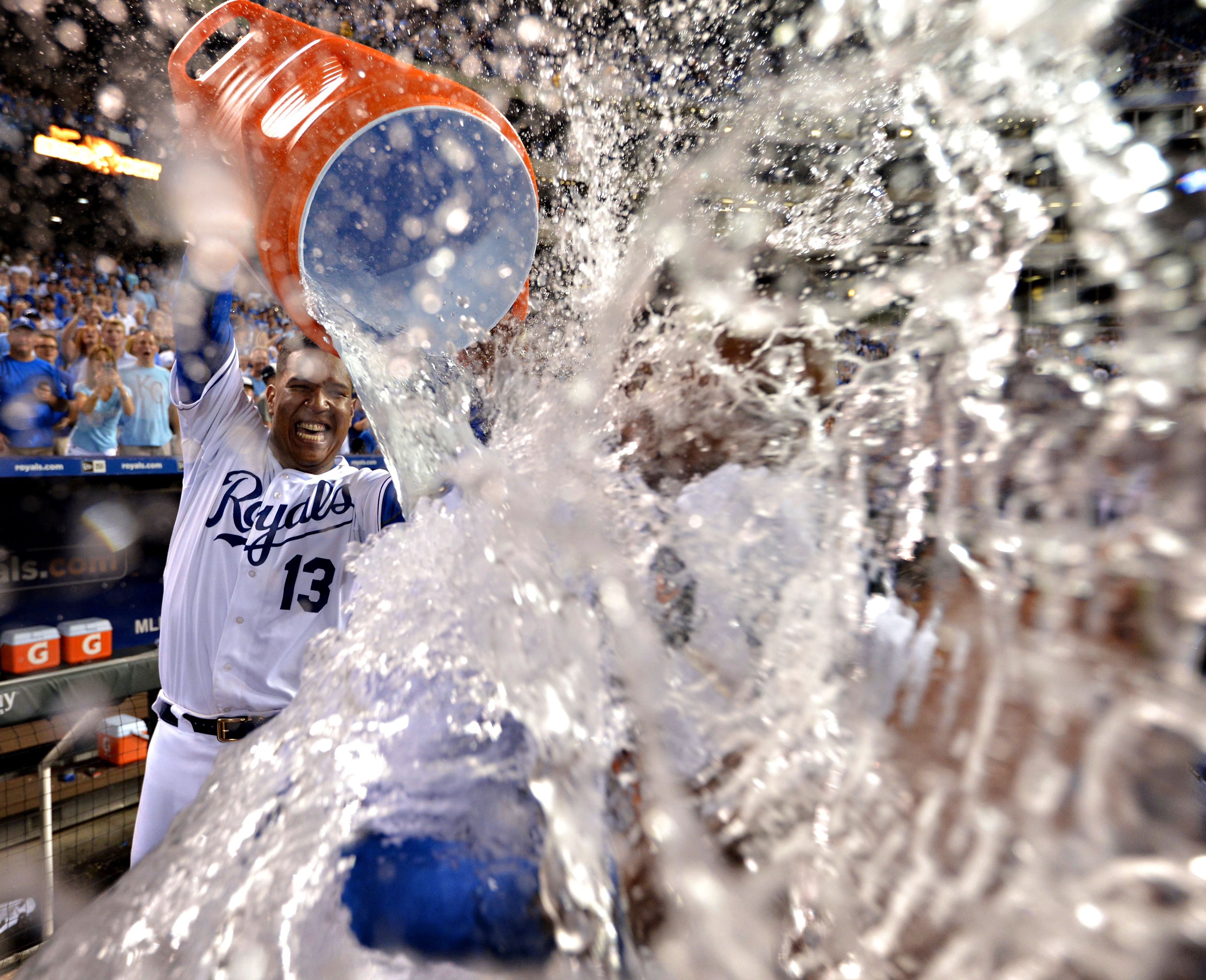 08.15.15 Royals shower - 2015: The Year in Pictures - ESPN
