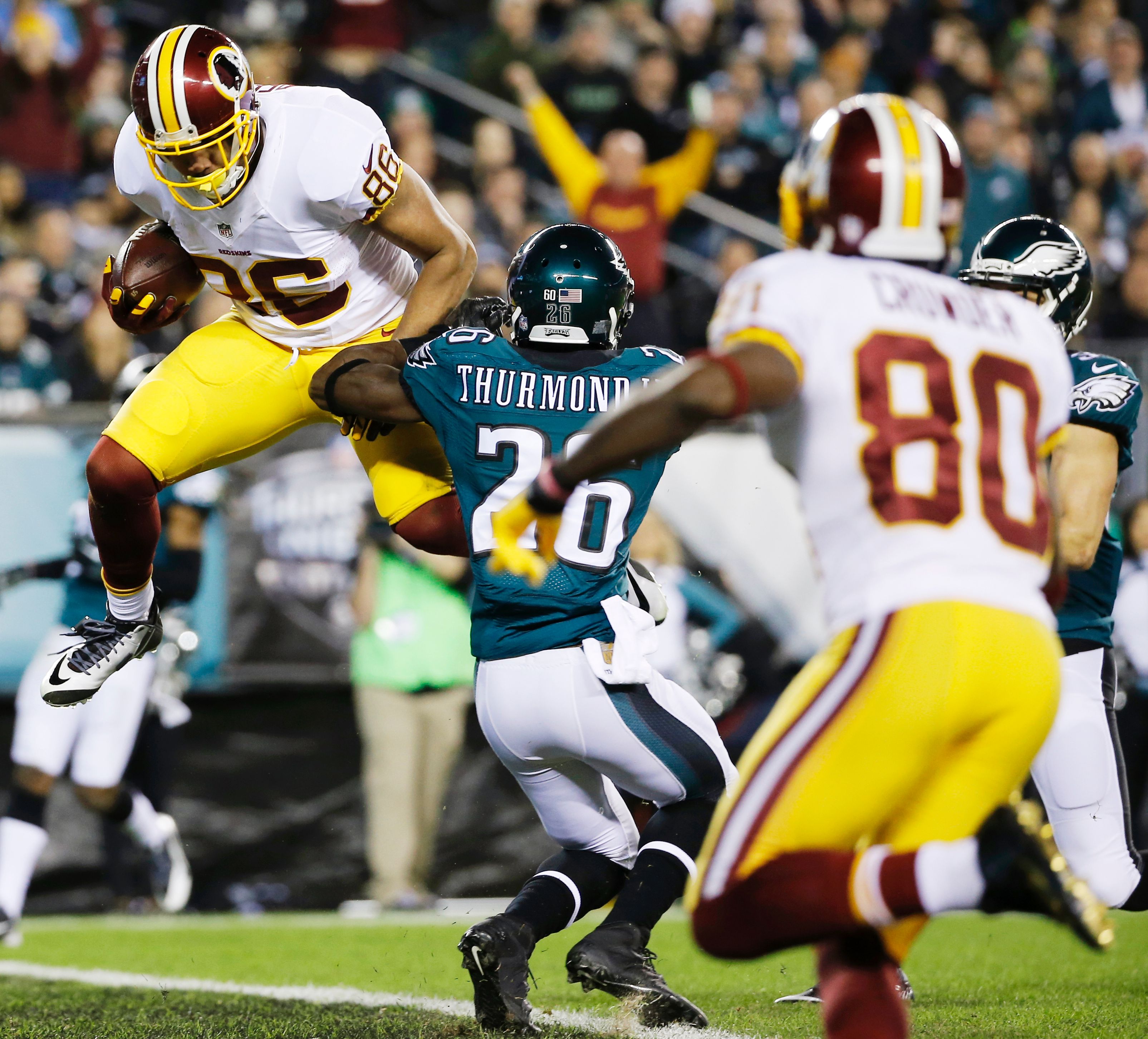 Jordan Reed, Walter Thurmond - Photos: Redskins vs. Eagles - ESPN