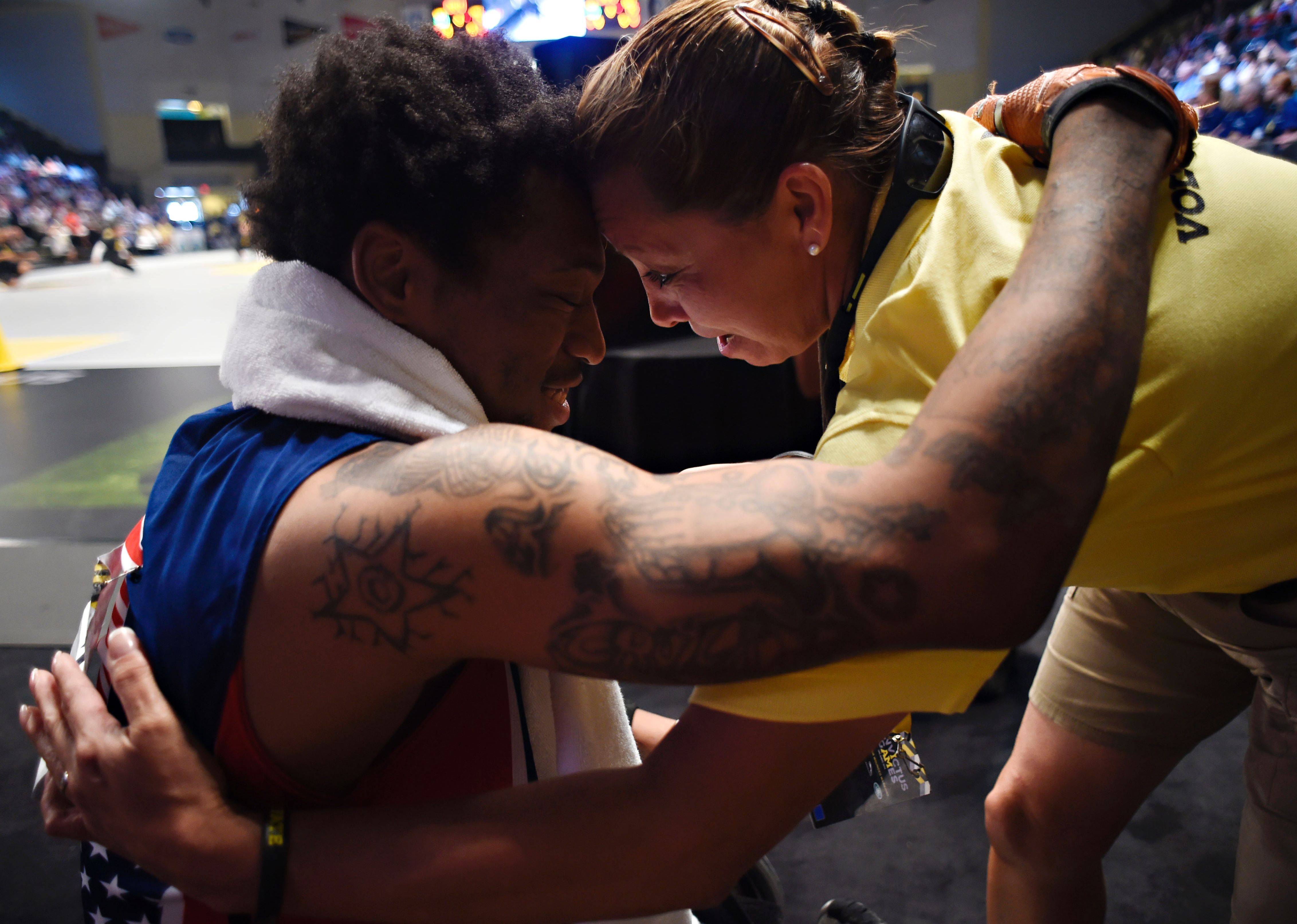 Bring it in - Photos: Invictus Games wheelchair rugby, Team USA's ...