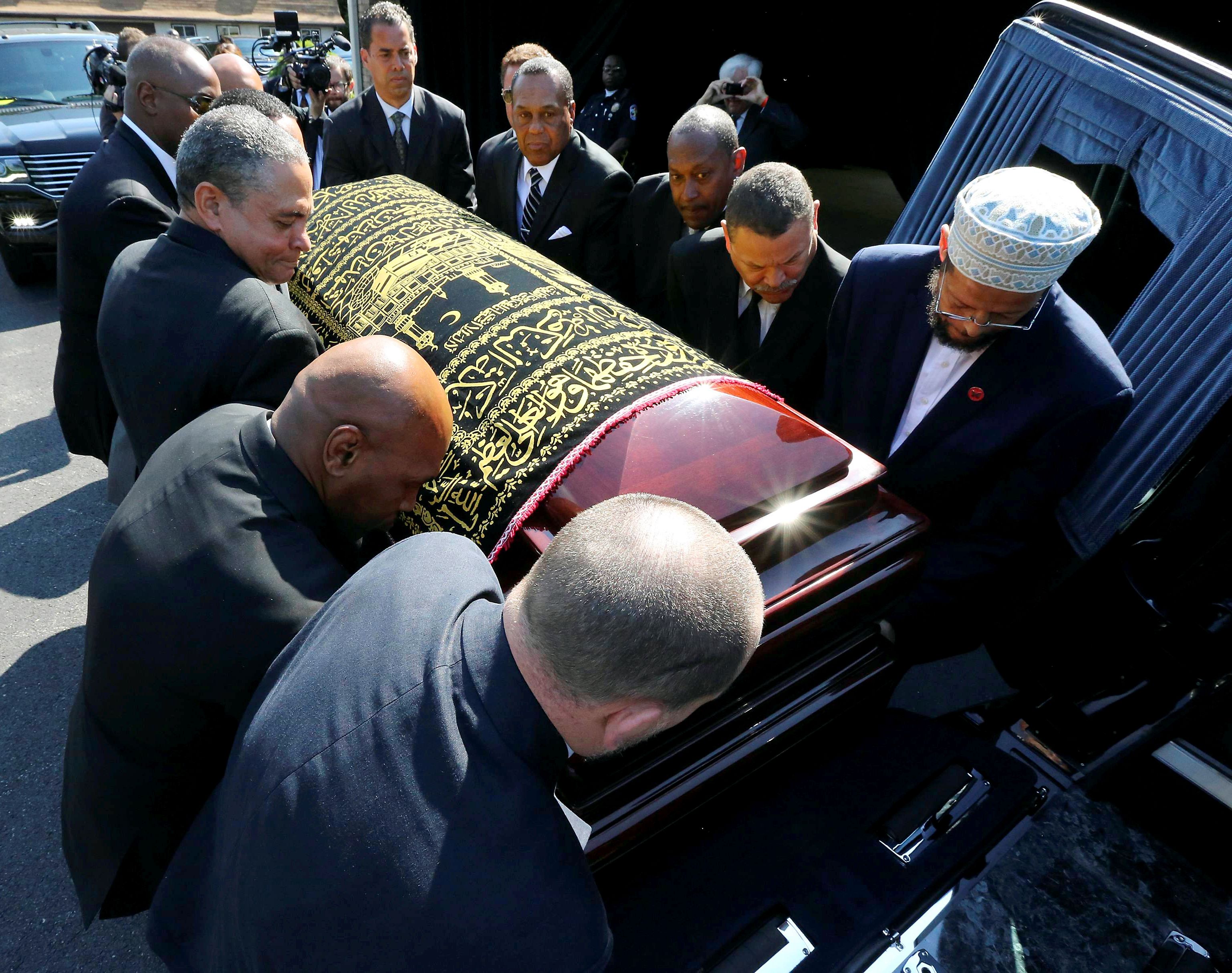 Muhammad Ali - Photos: Muhammad Ali memorial service - ESPN