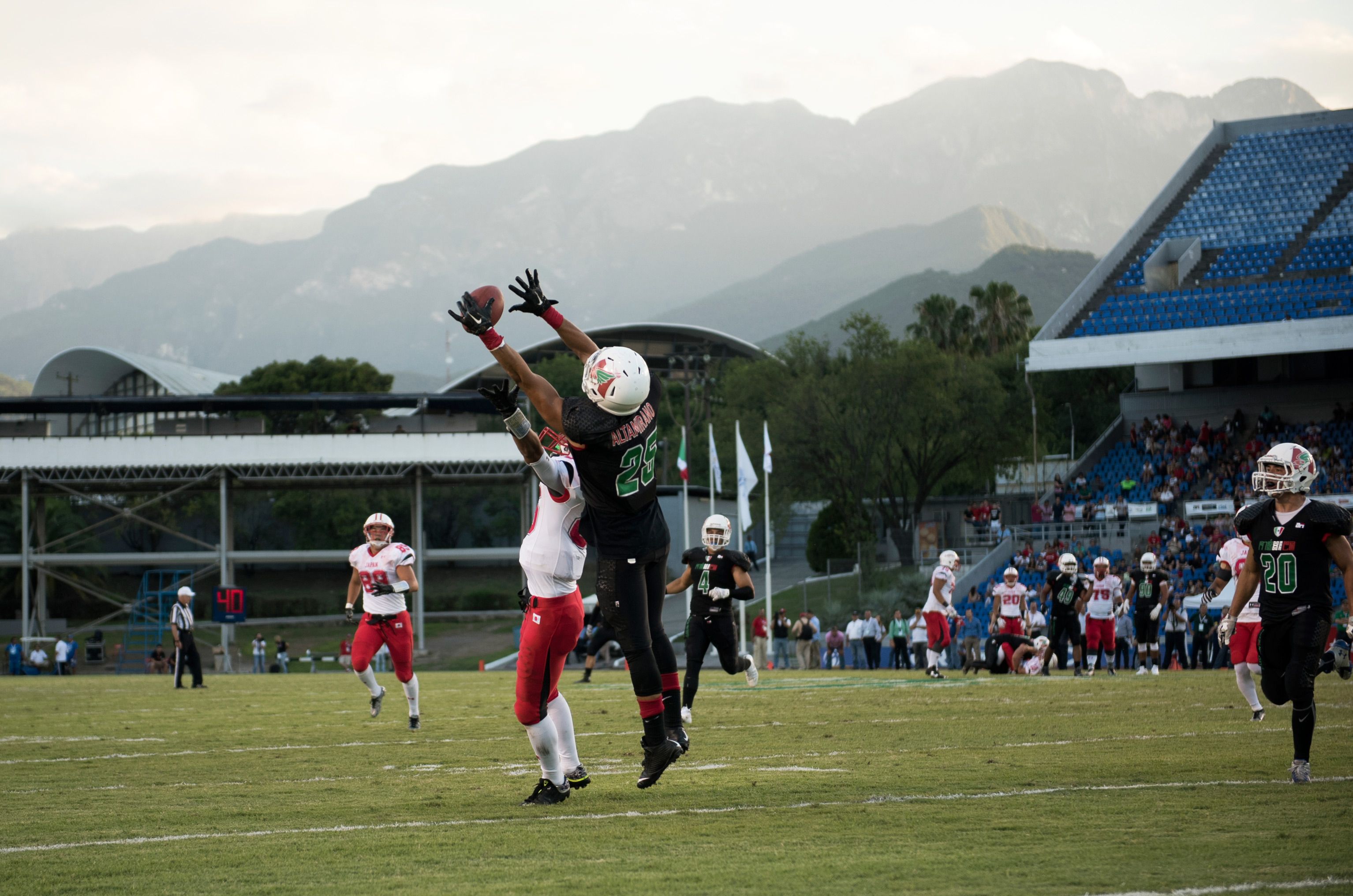 Nice defensive play - Photos: World University Championship of American ...
