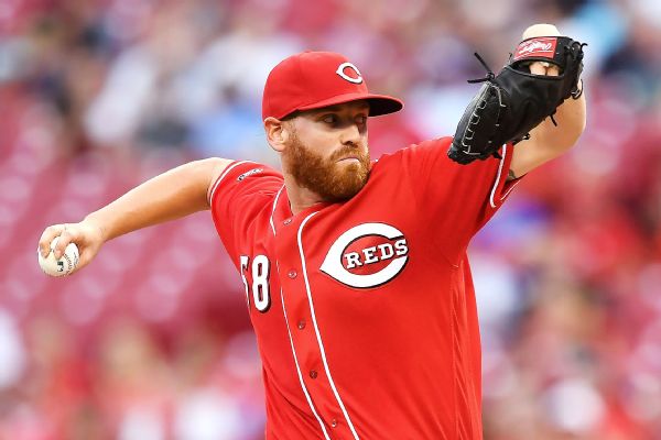 Marlins acquire RHP Dan Straily from Reds - ABC7 Los Angeles