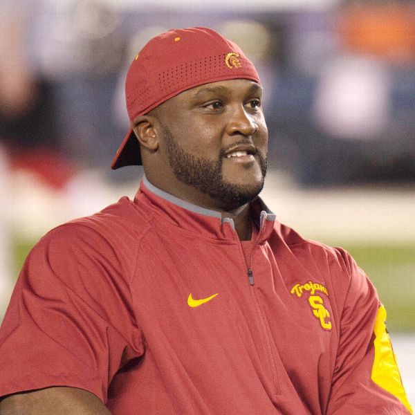 Tee Martin signs extension to remain with USC as offensive coordinator ...