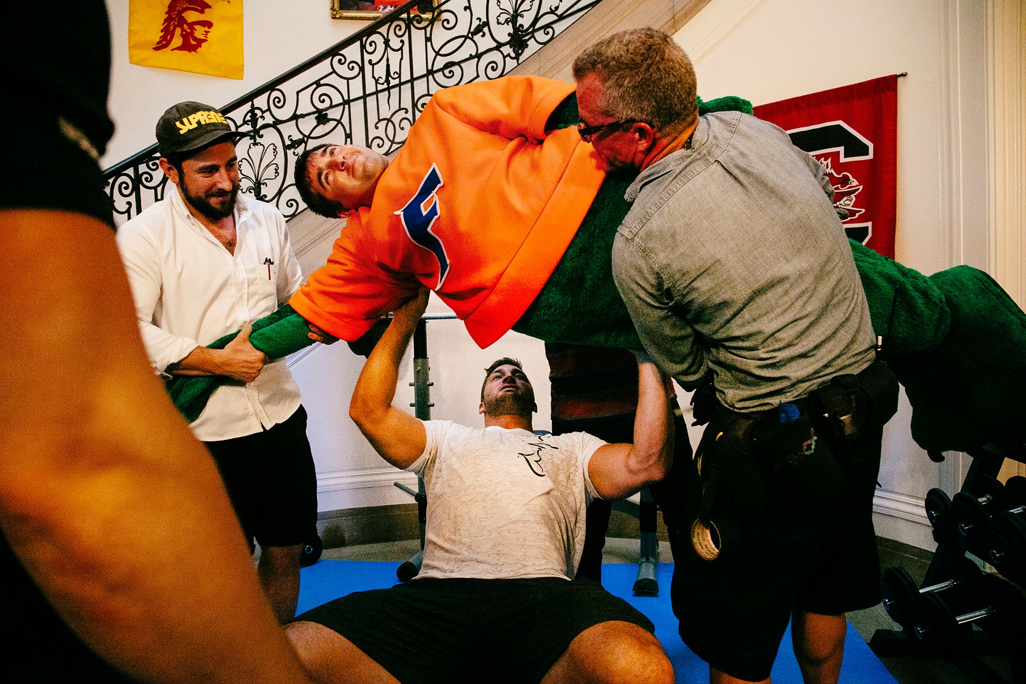 Wardrobe malfunction - Heisman House Class of 2016 - ESPN