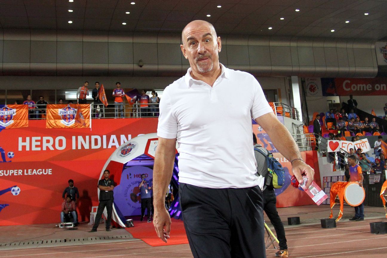 Antonio Habas - ESPN Photo Gallery: The Indian Super League - ESPN