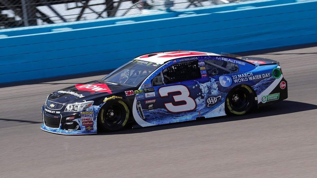 Austin Dillon Girlfriend Pregnant Austin Dillon To Run Dow World Water