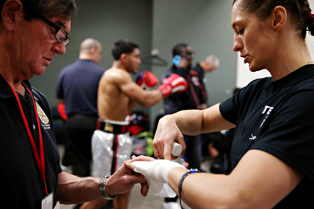 espnW -- Boxer Aleksandra Ola Magdziak Lopes fights to honor memory of ...