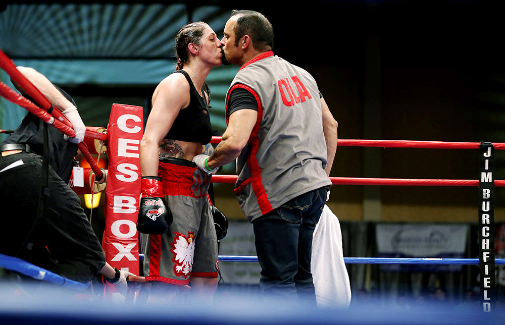 espnW -- Boxer Aleksandra Ola Magdziak Lopes fights to honor memory of ...