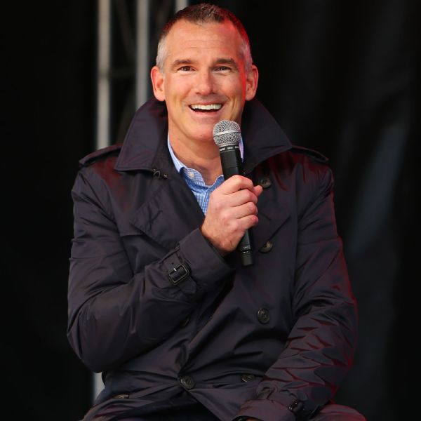 Kings hire NHL veteran Pierre Turgeon as assistant coach - ABC7 Los Angeles