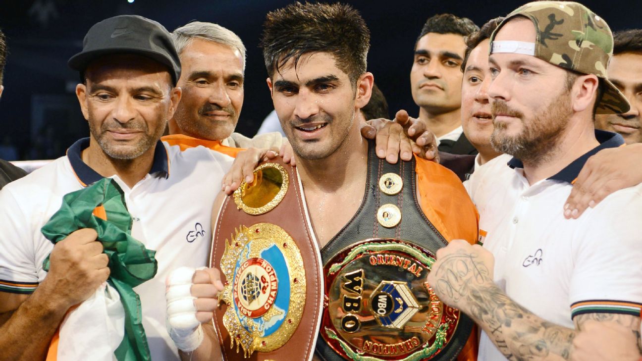 Vijender Singh With Medal