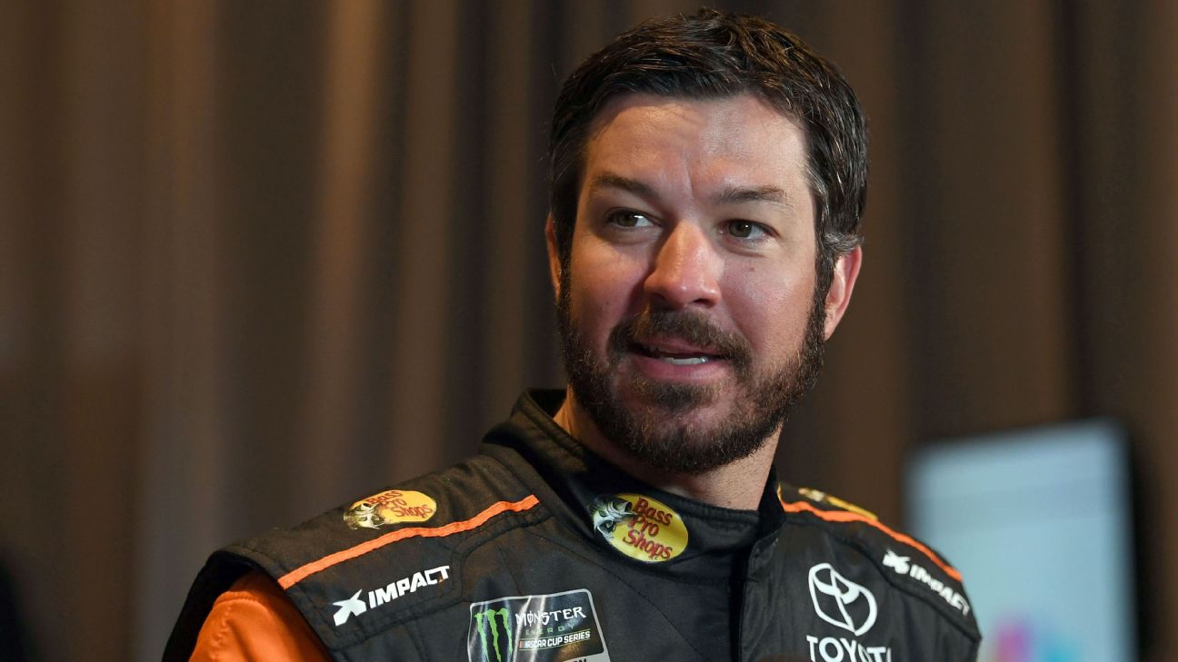 Ron Coppock's Instagram, Twitter & Facebook on IDCrawl