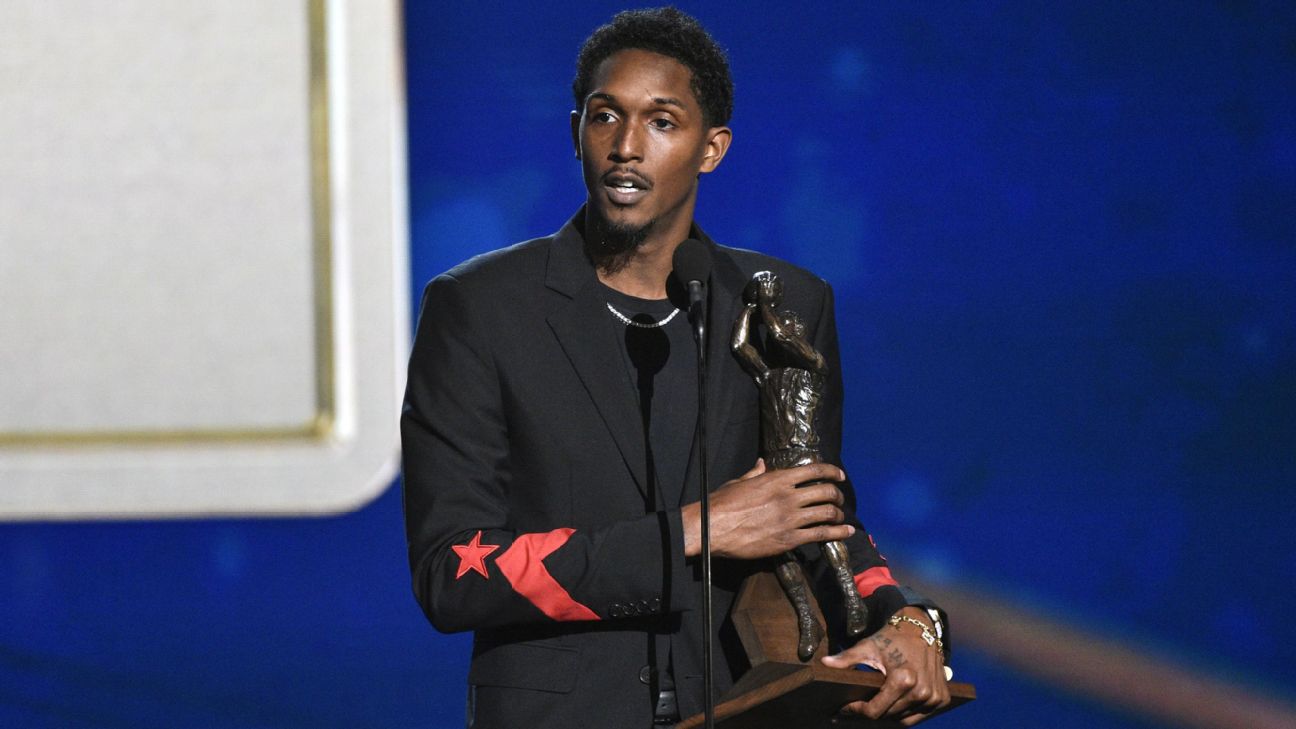 Clippers' Lou Williams names son Syx after Sixth Man awards - ABC30 Fresno