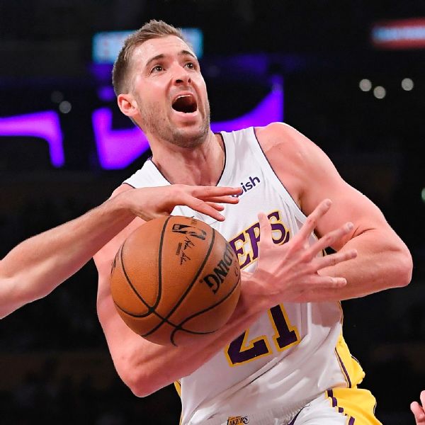 Travis Wear Stats, Bio - ESPN