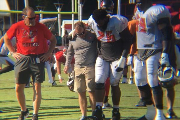 Donovan Smith Stats, News, Videos, Highlights, Pictures, Bio - Tampa ...