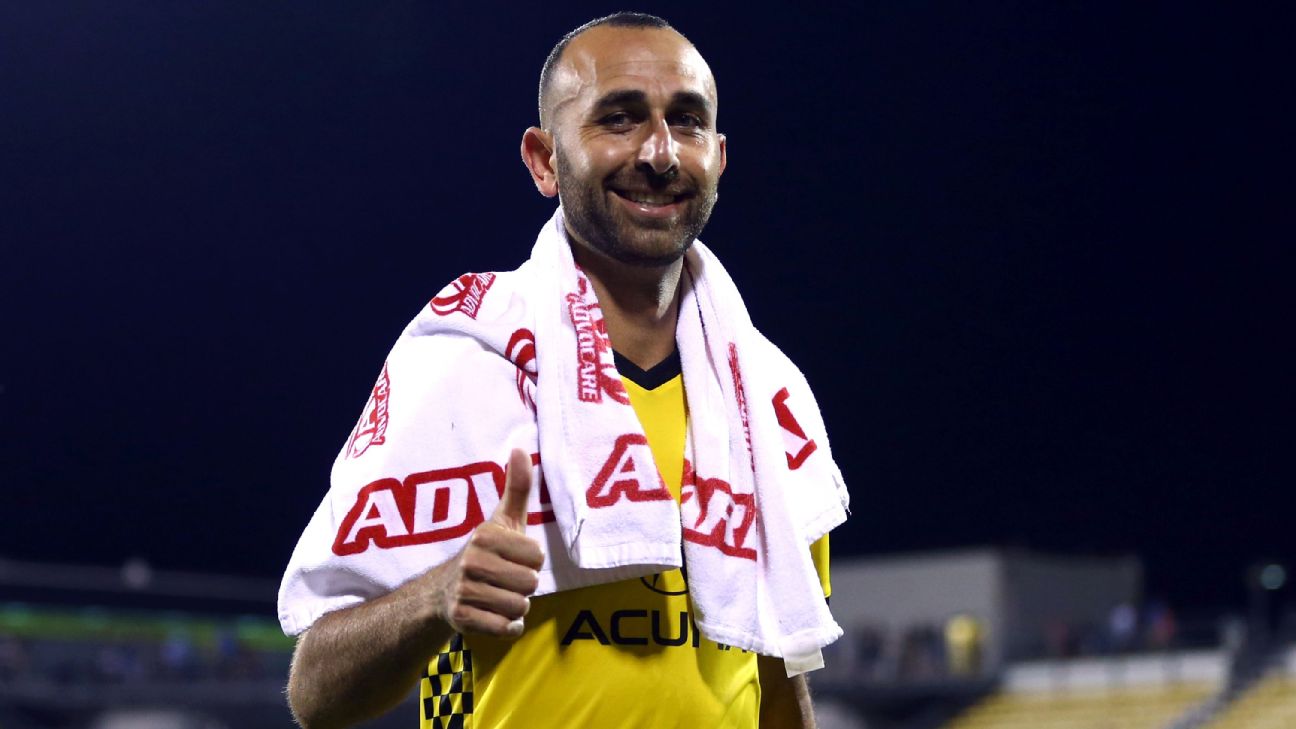 Justin Meram winner helps Columbus Crew edge New York City FC - ABC7 ...