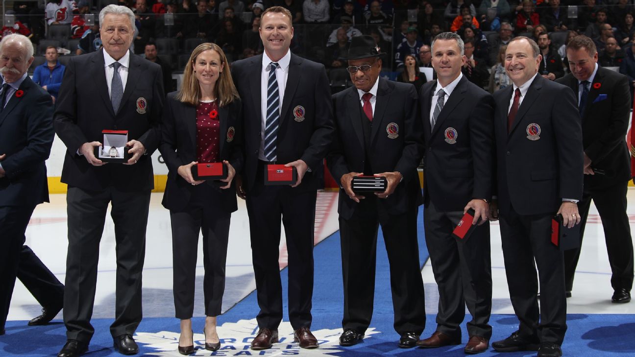 NHL welcomes Willie O'Ree, Gary Bettman, Martin Brodeur among Hall ...