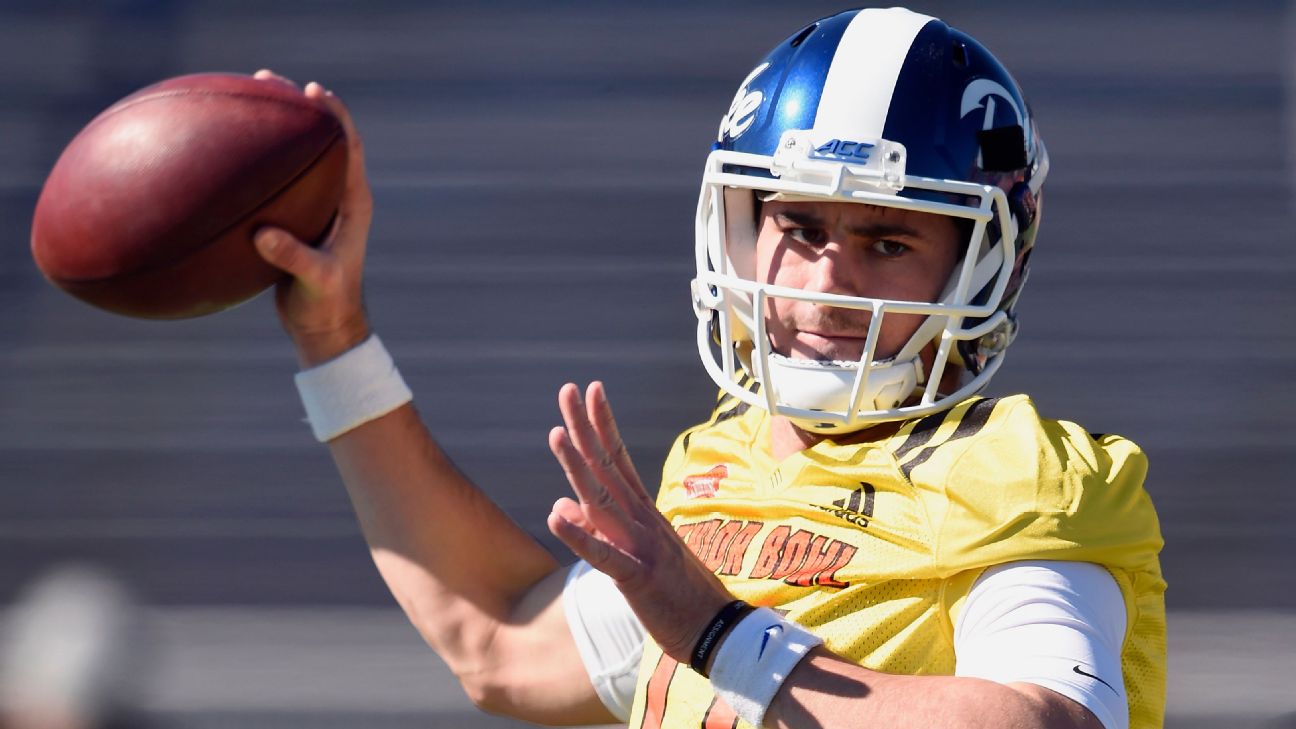 Giants draft Duke QB Jones as Eli's potential heir - ABC7 New York