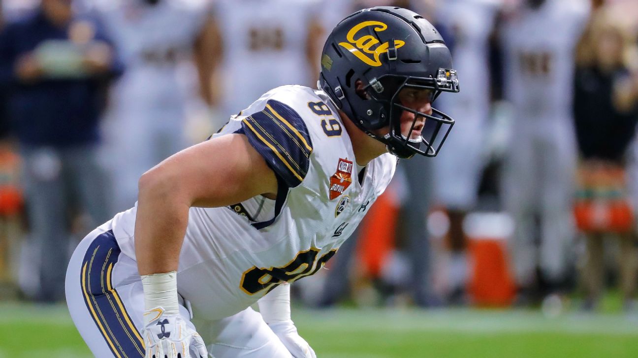 Pac 12 Officiating Crews