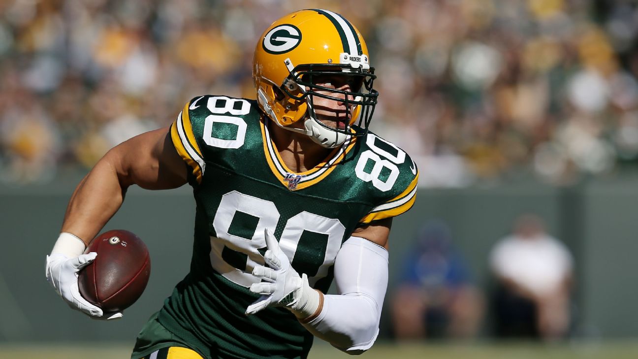 Source: Jimmy Graham goes to Chicago for 2 years, $16M - ABC7 Chicago