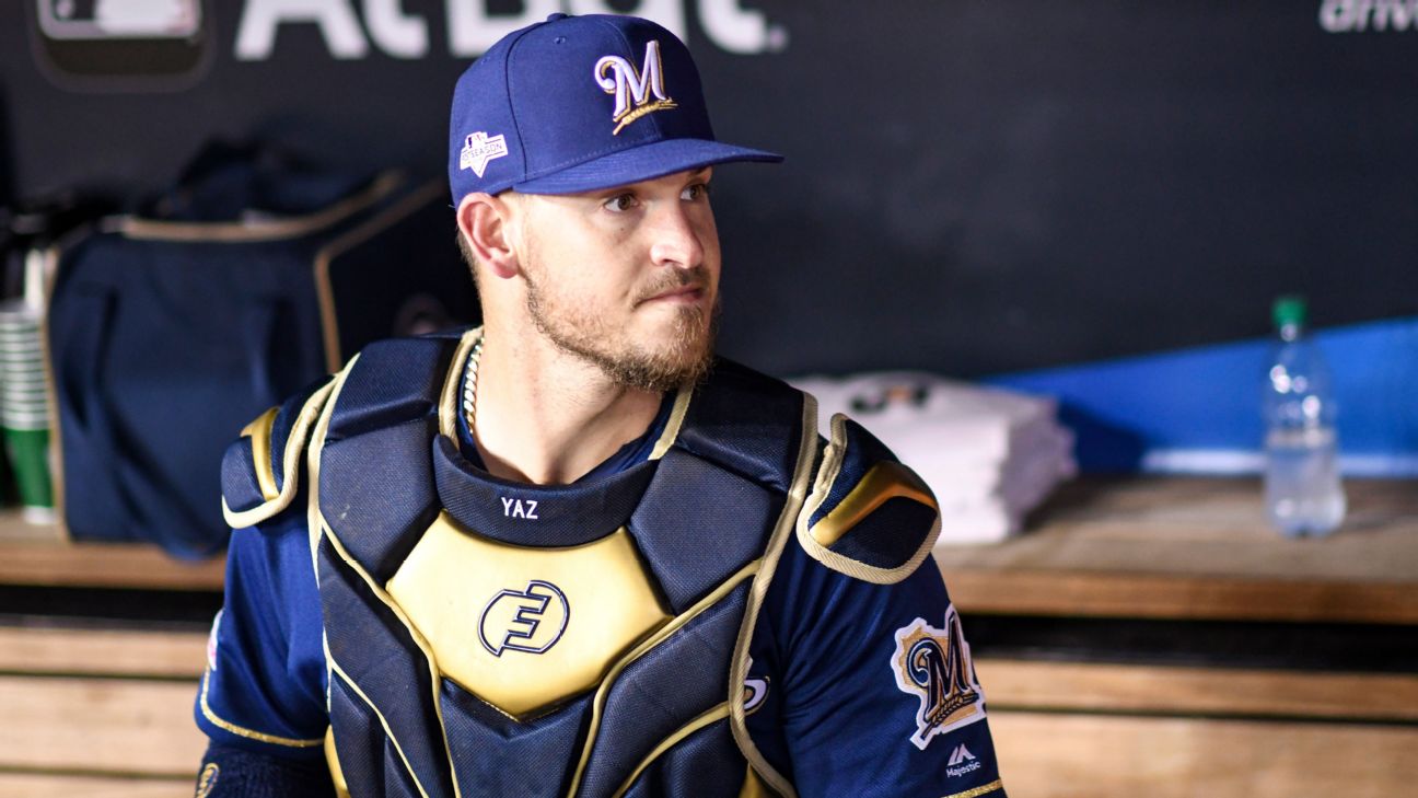Yasmani Grandal could be fantasy's top catcher as a White Sox - ABC7 ...