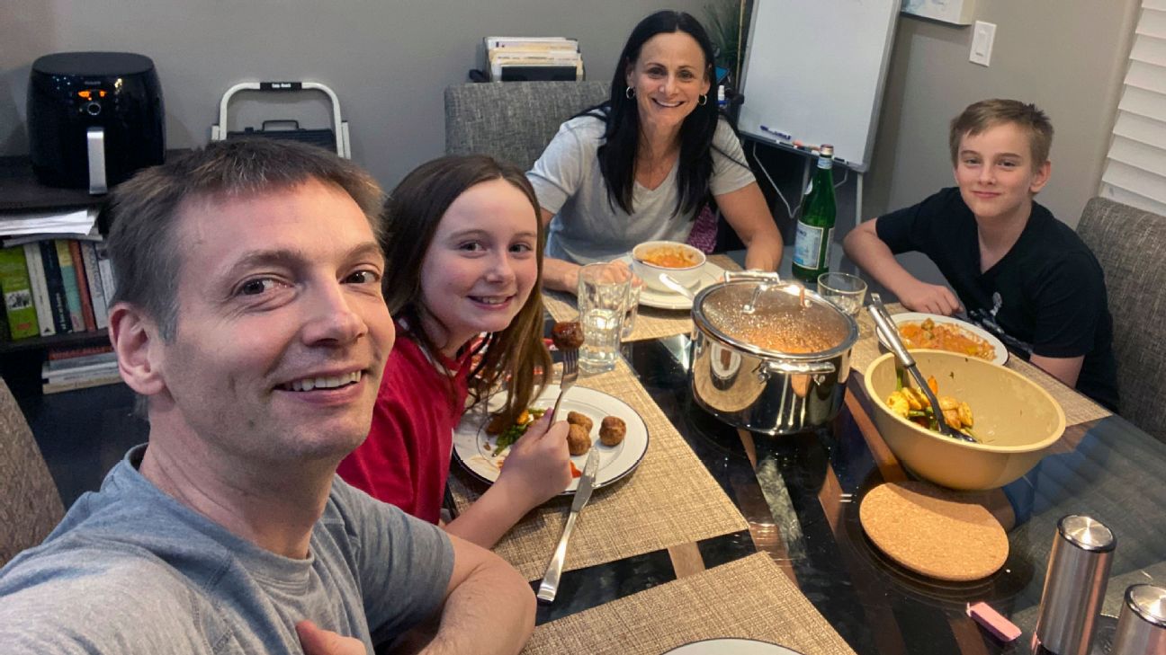 New York Liberty round out staff with head coach Sandy Brondello's ...